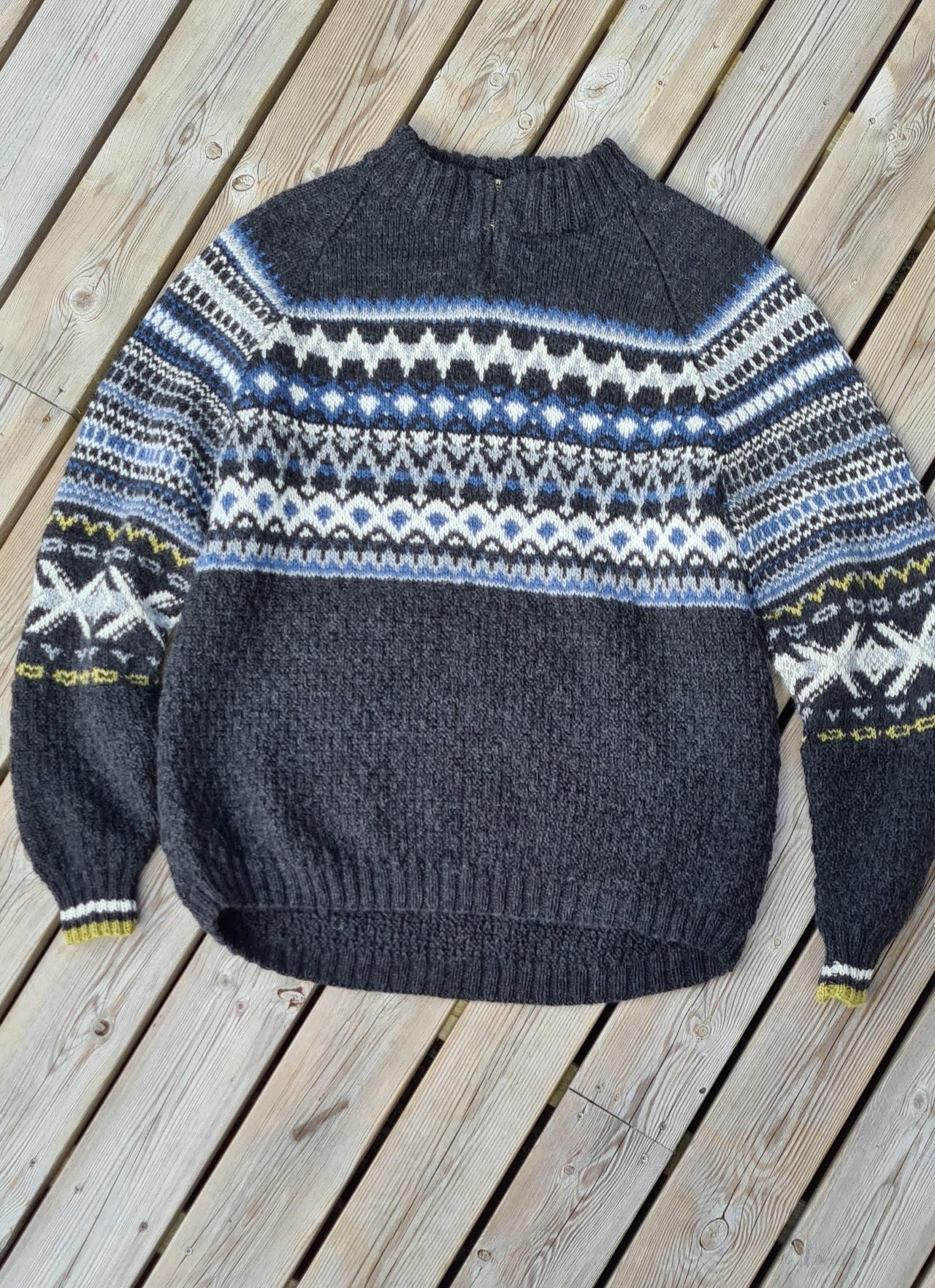 Lothepus-farmen genser i alle størrelser | FINN-torget