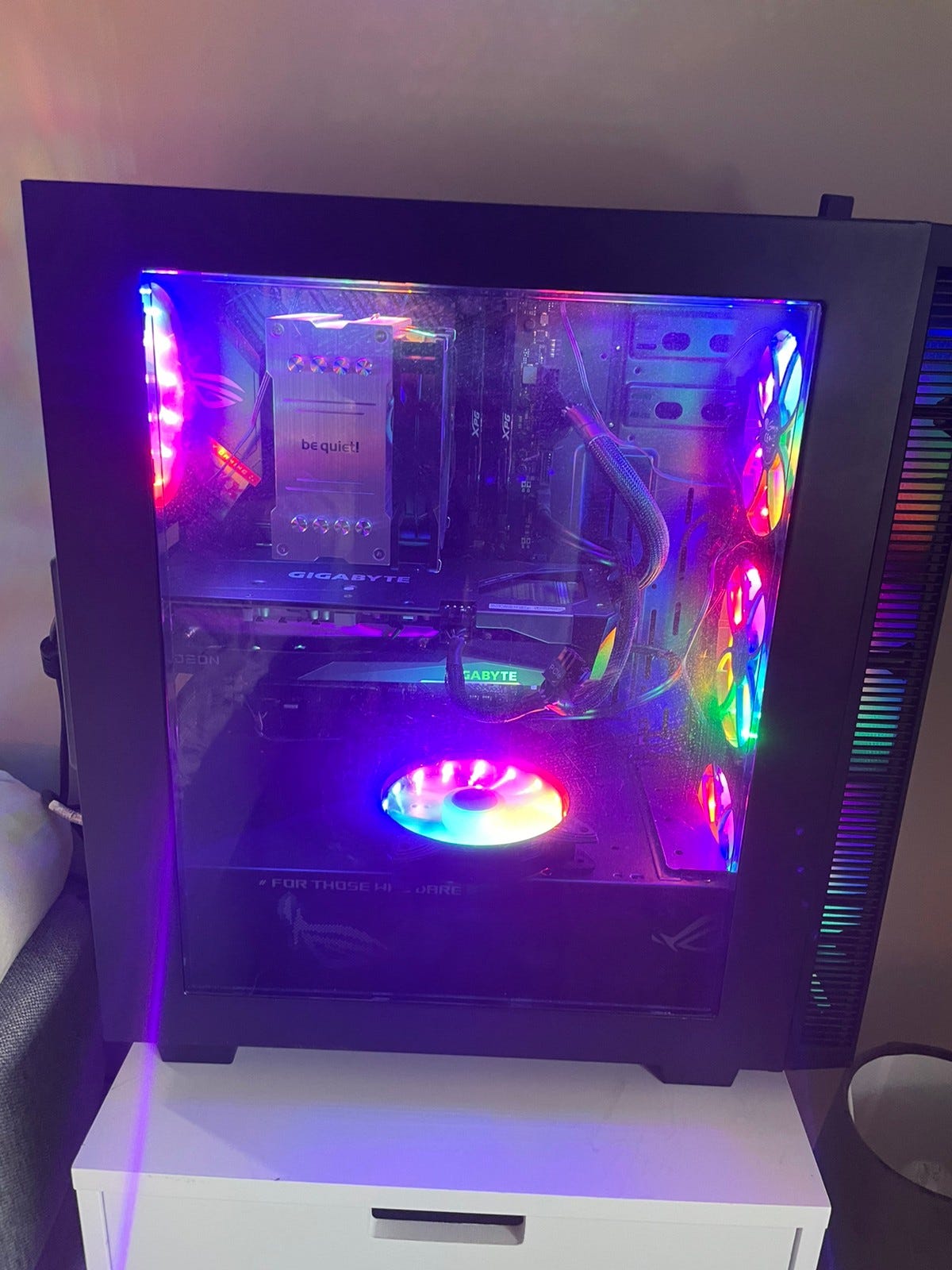 RÅ GAMING PC!! | FINN-torget