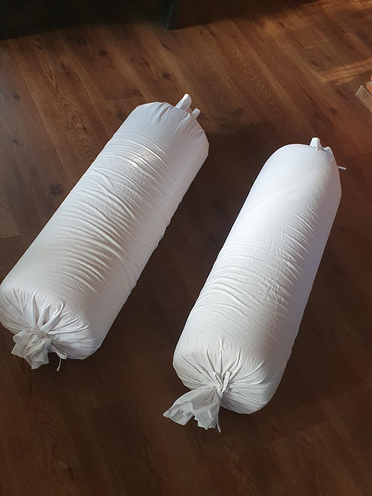 Store runde puter med trekk, lite brukt. | FINN-torget