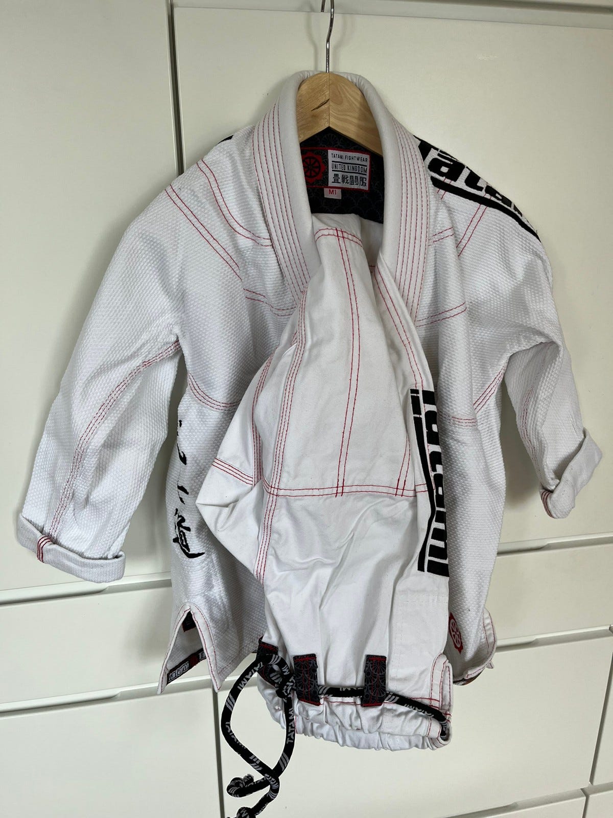 Kampsport unisex drakt fra Tatami, str M1 cm 120-130/140, jiu jitsu ...