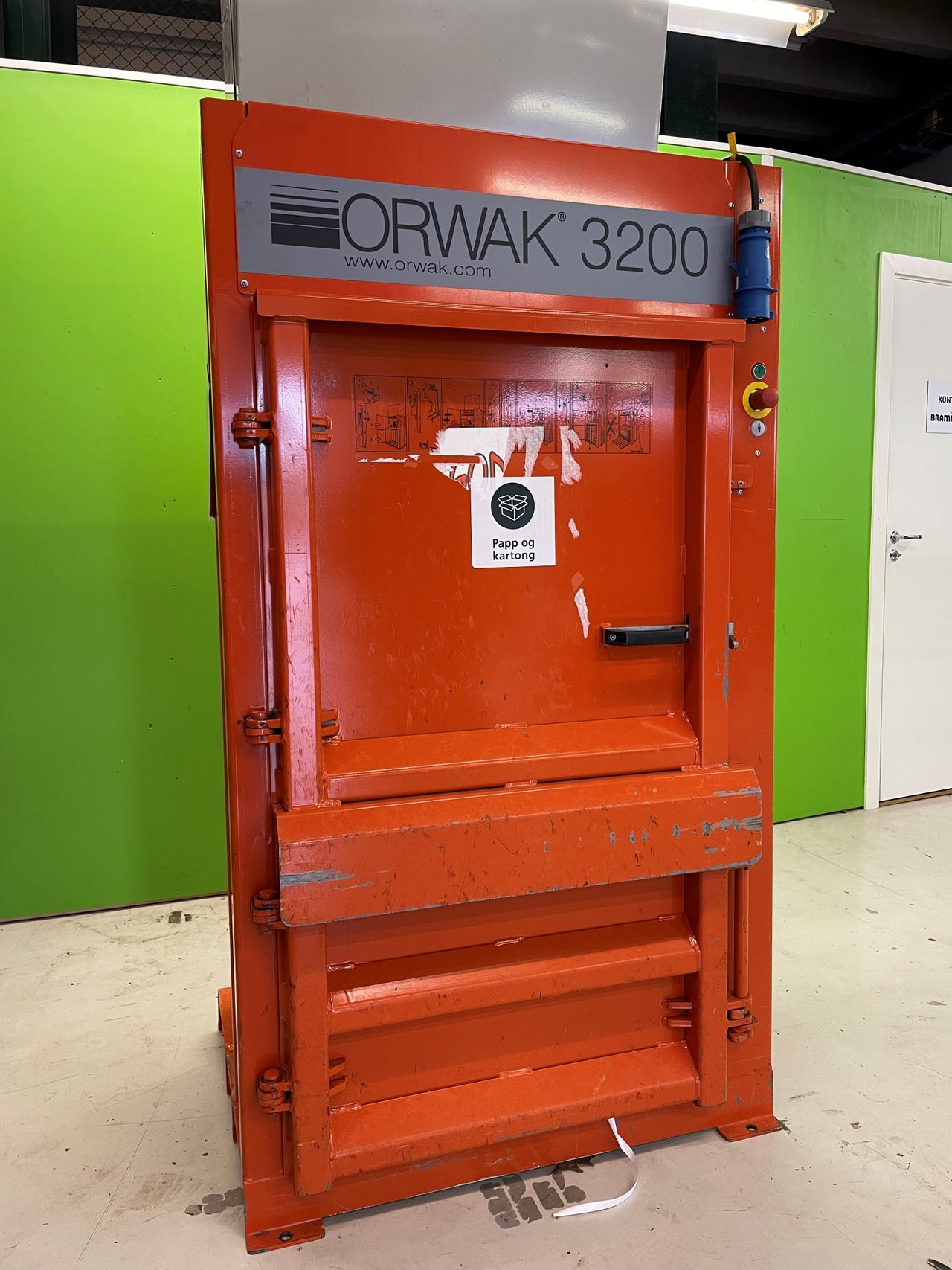 Orwak 3200 ballepresse | FINN-torget