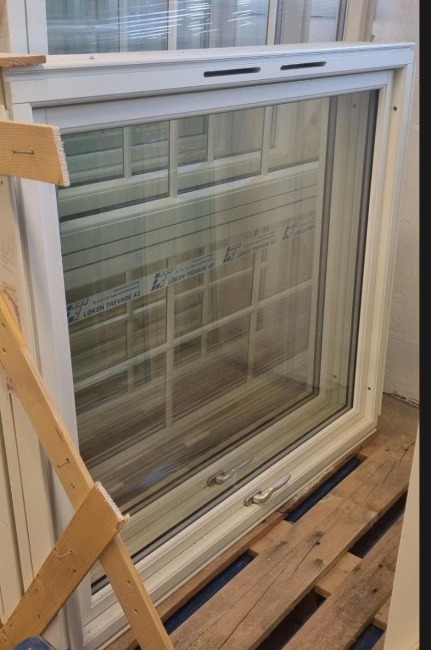 Toppsving vindu med lufteventil | FINN torget