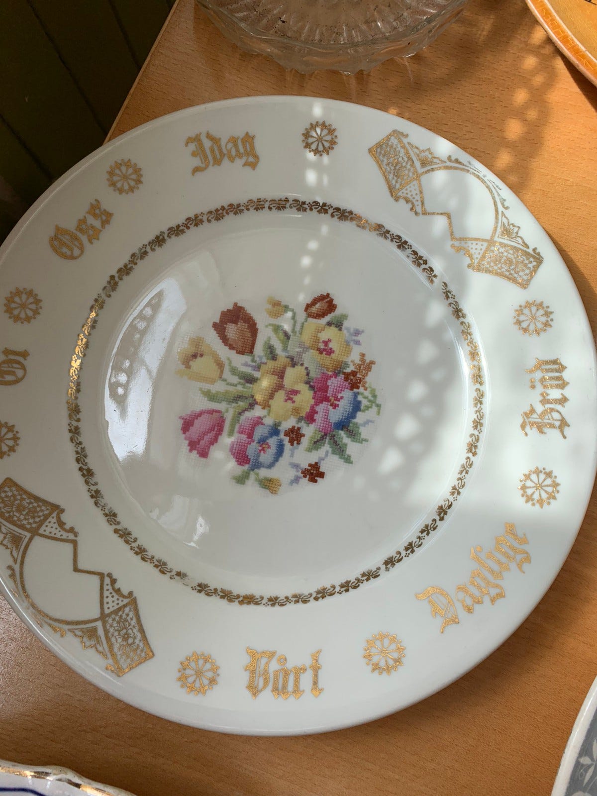 Porsgrunn fat 1952 | FINN-torget