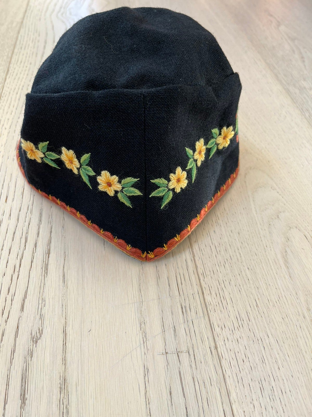 Kyse til Løken bunad | FINN-torget