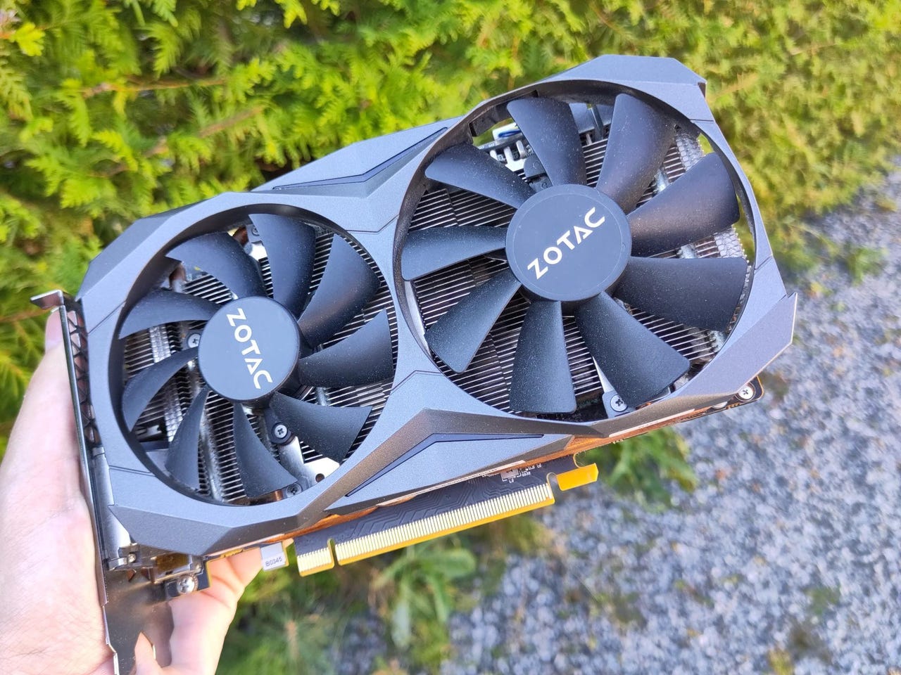 Godt brukt Zotac GTX 1080 ti Mini i god stand med nye vifter | FINN torget