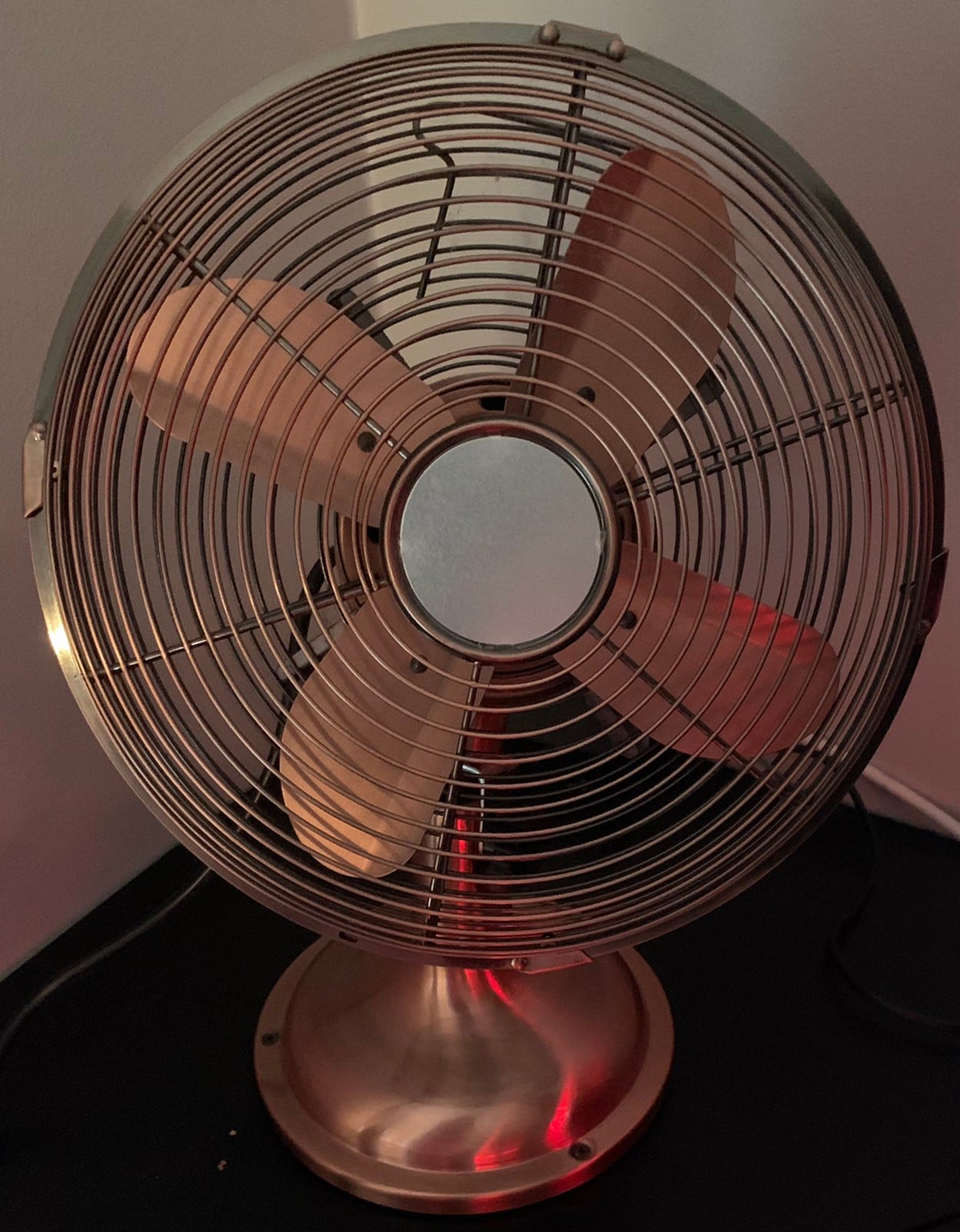 Kobberfarget vifte (bordvifte), perfekt til kontoret eller soverommet ...