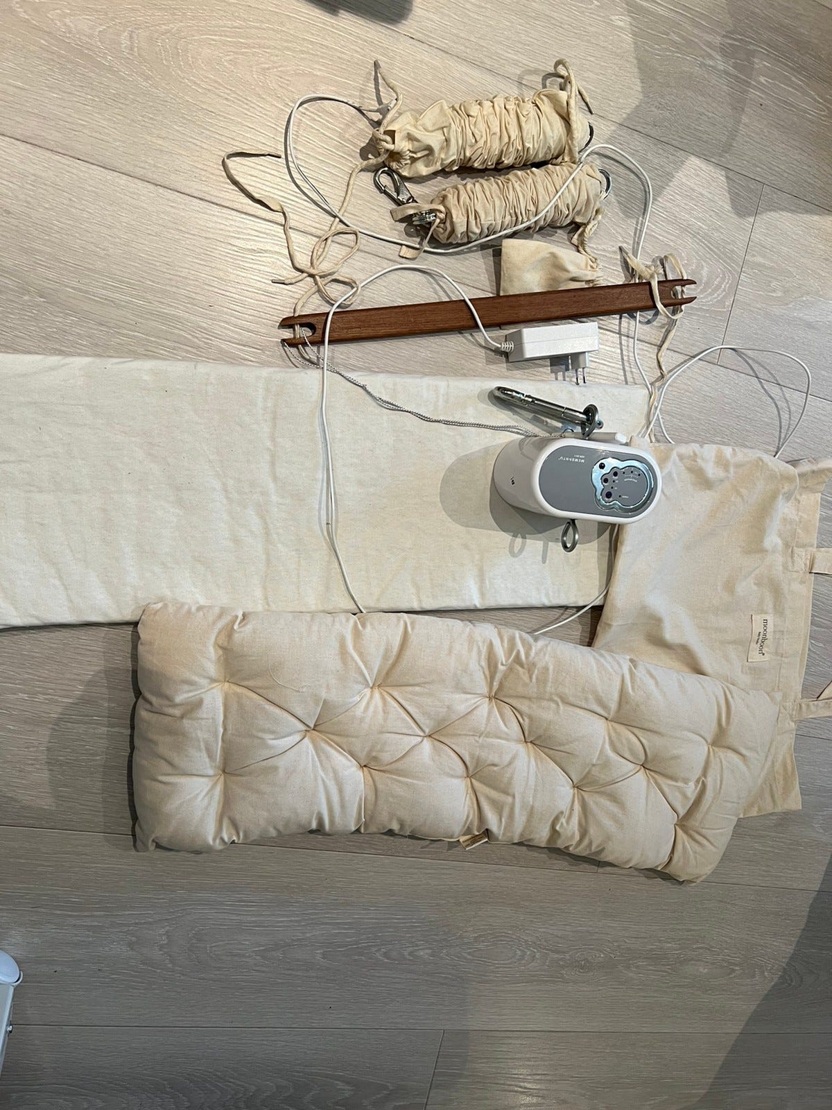 Moon boon slyngevugge med motor og masse utstyr | FINN-torget