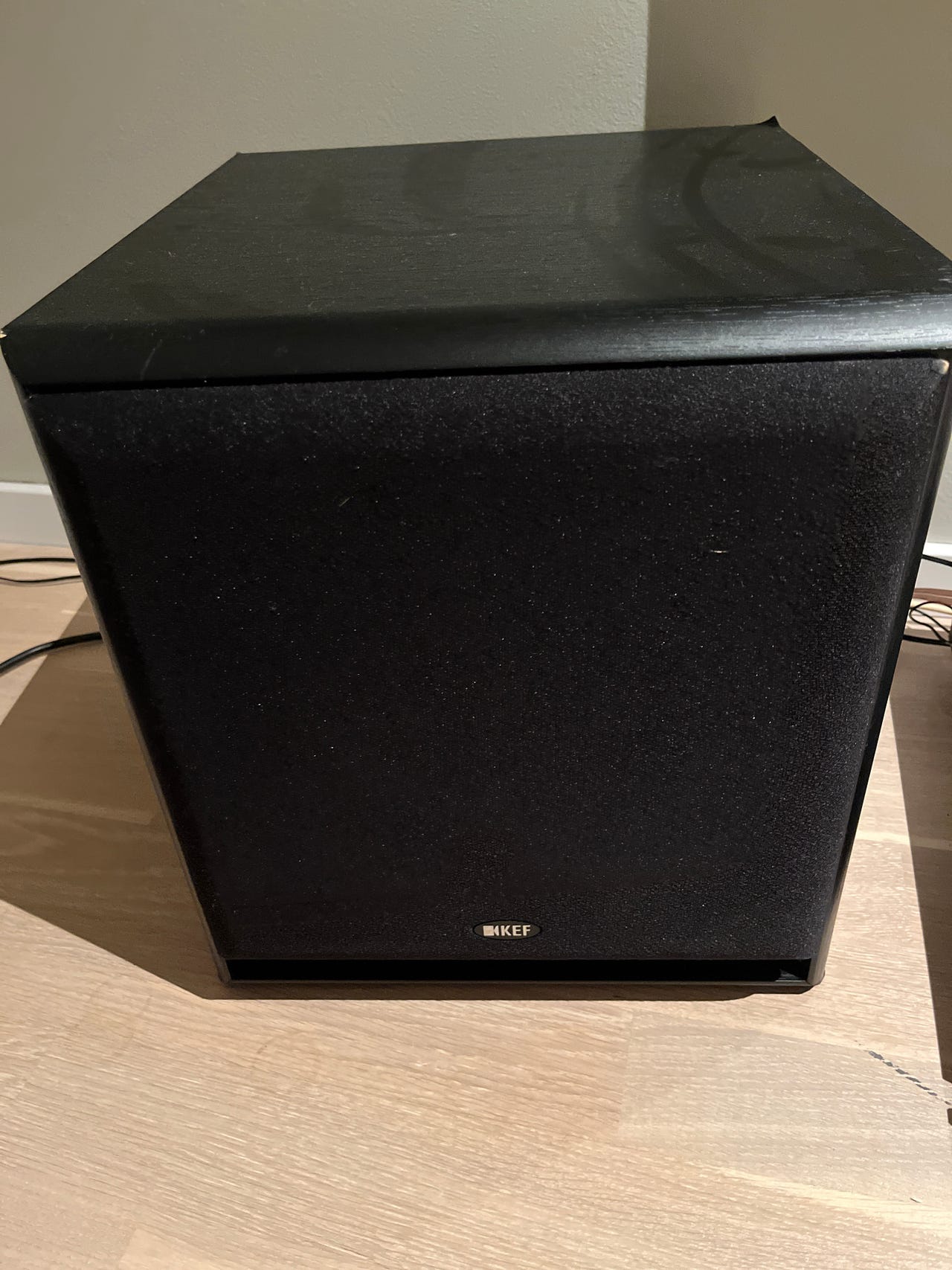 Kef C4 Subwoofer | FINN torget