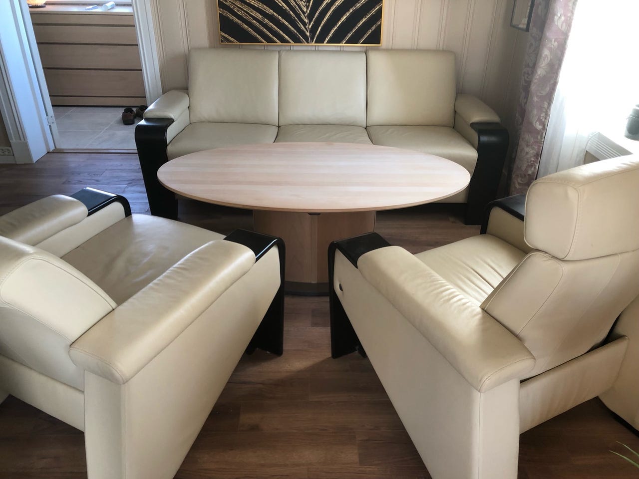 Sitte gruppe med ekornes skinnsofa *ny pris | FINN torget