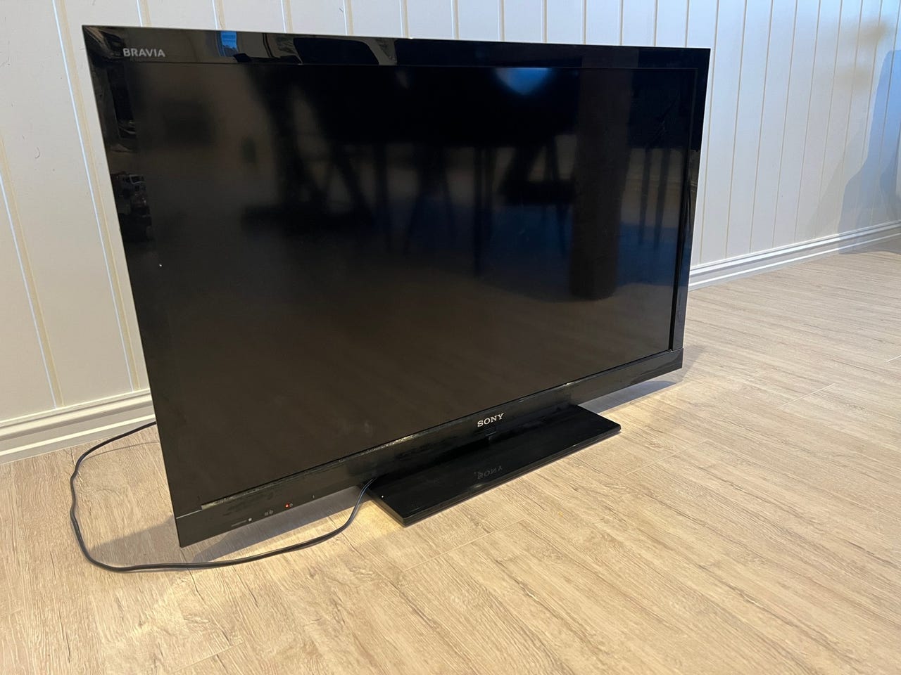 Sony 40'' TV KDL-40EX711 | FINN.no