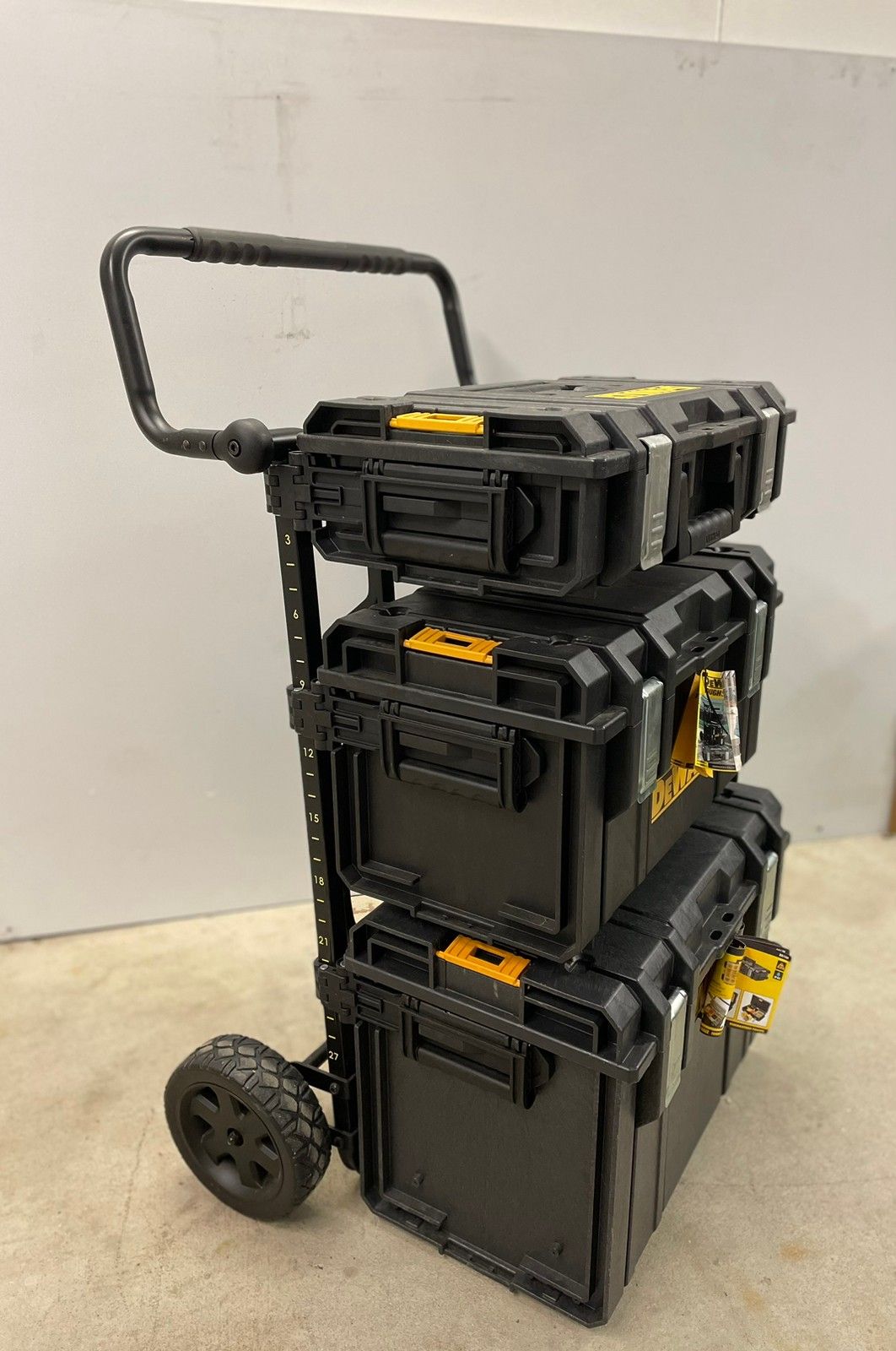 dewalt toughsystem trolley