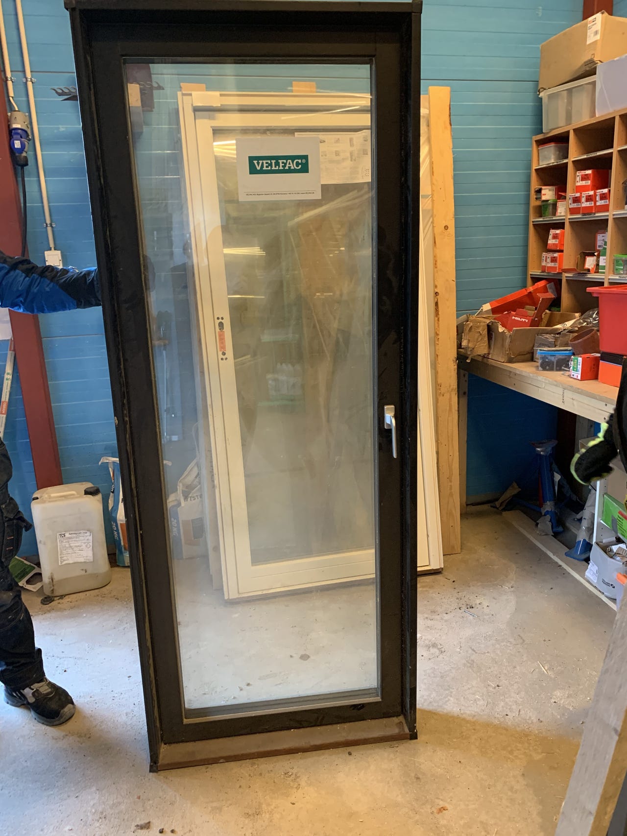 Sort terrassedør med lufting 80x200mm | FINN.no