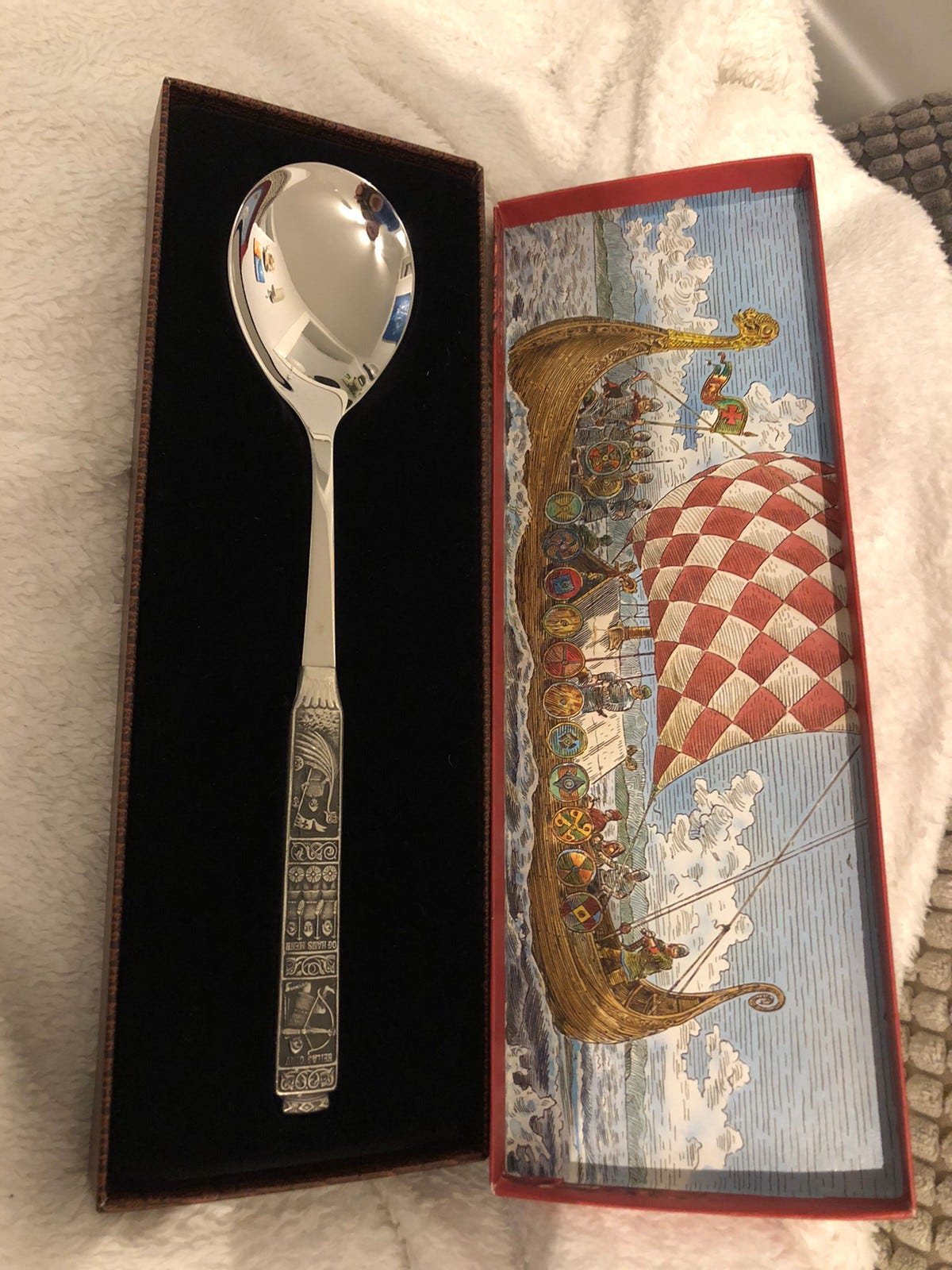 Hardanger bestikk. Kongetinn serveringskje | FINN torget