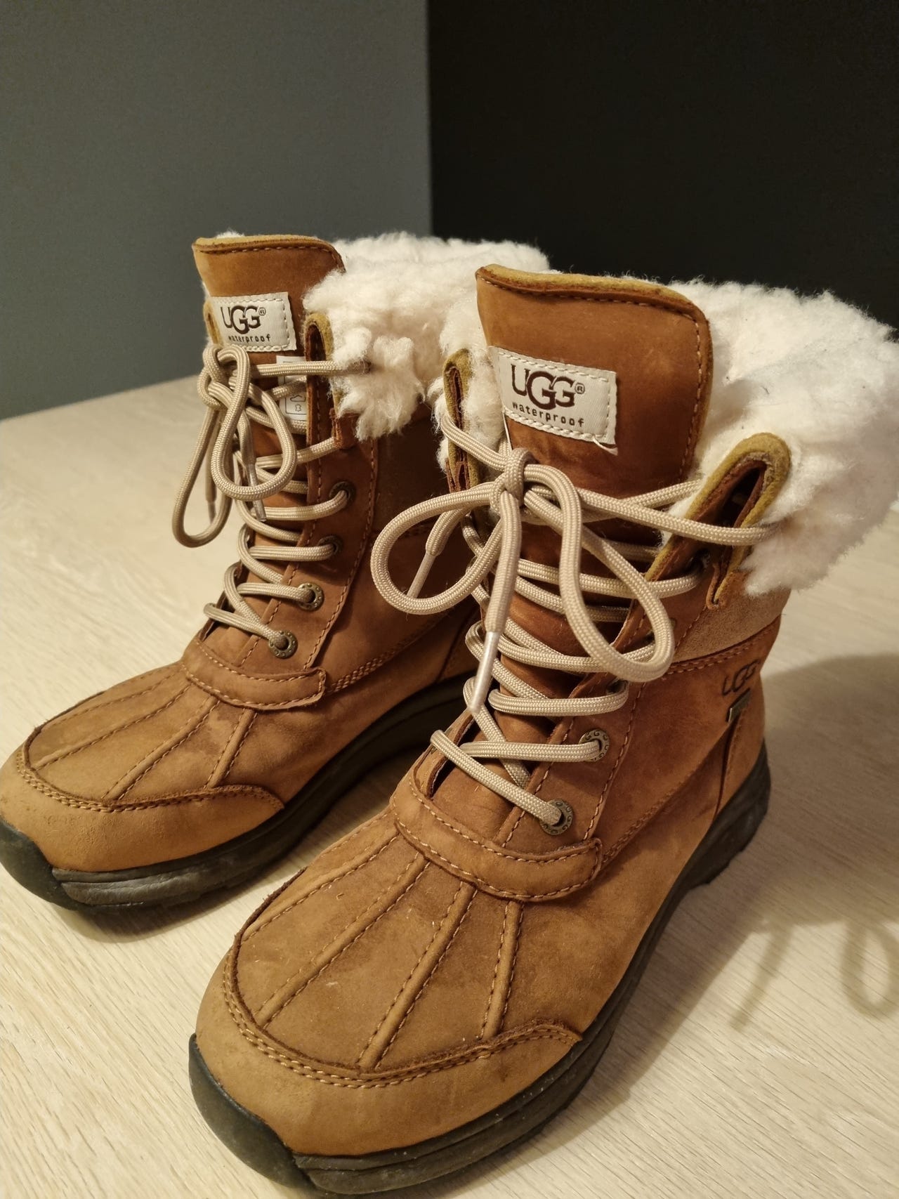 Uggs vinterstøvler | FINN torget