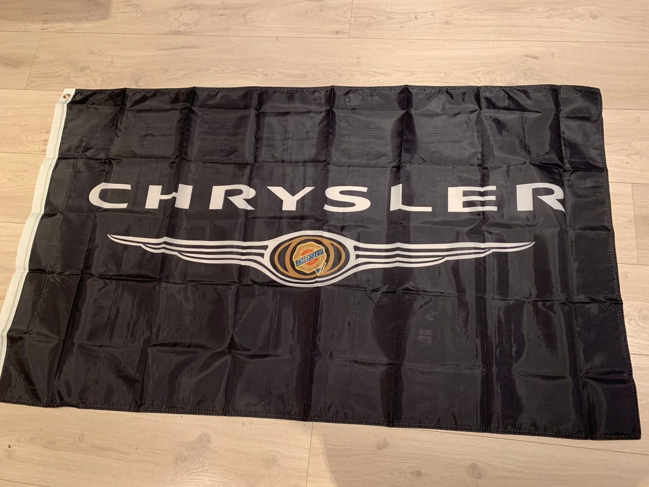 Chrysler flagg / banner | FINN-torget