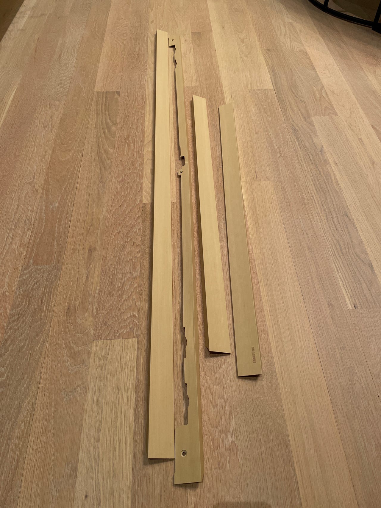 ramme til samsung the frame 65, hvit eik (2019) kan også byttes i brun ...