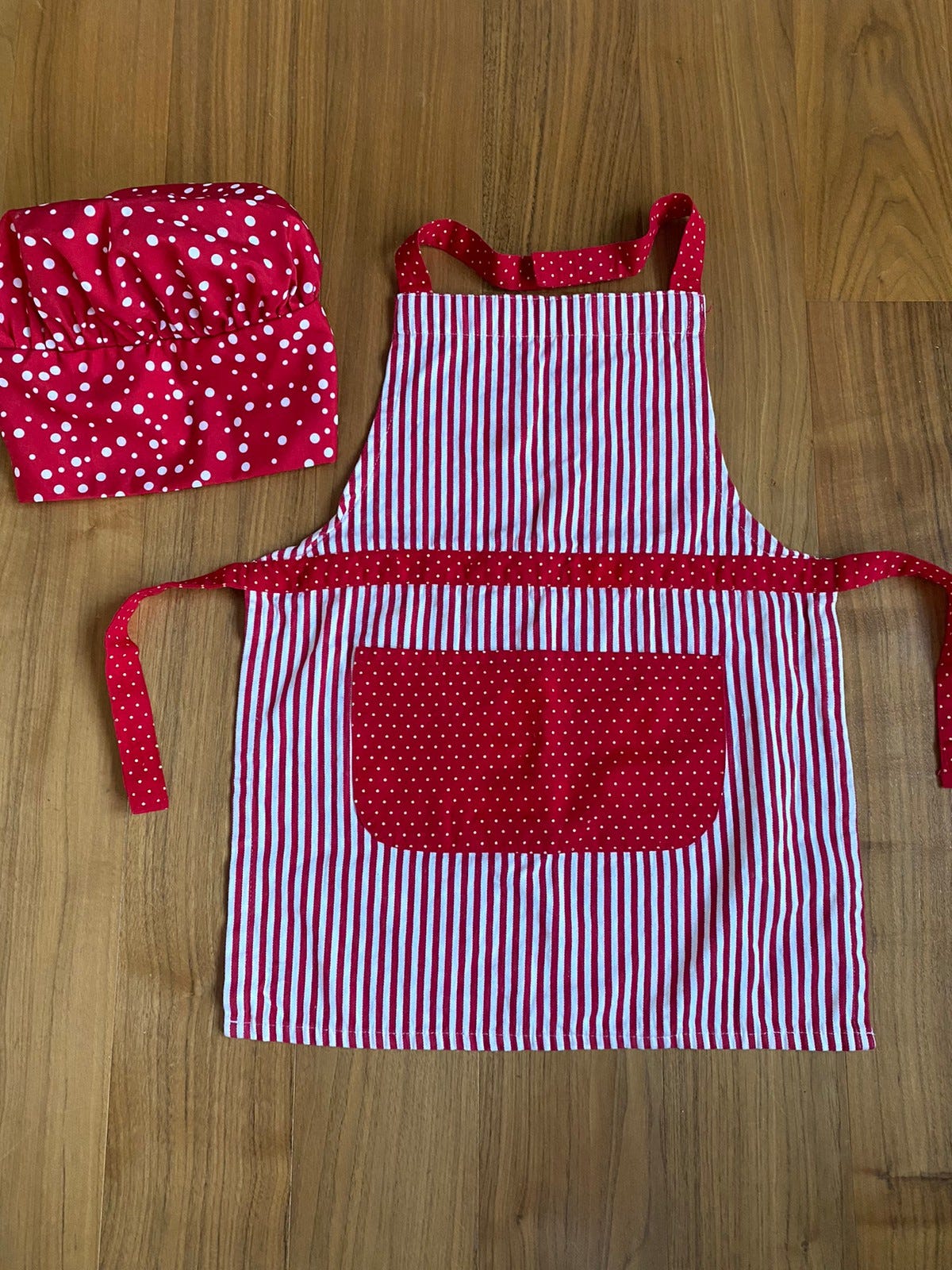 Forkle og kokkelue til barn | FINN torget