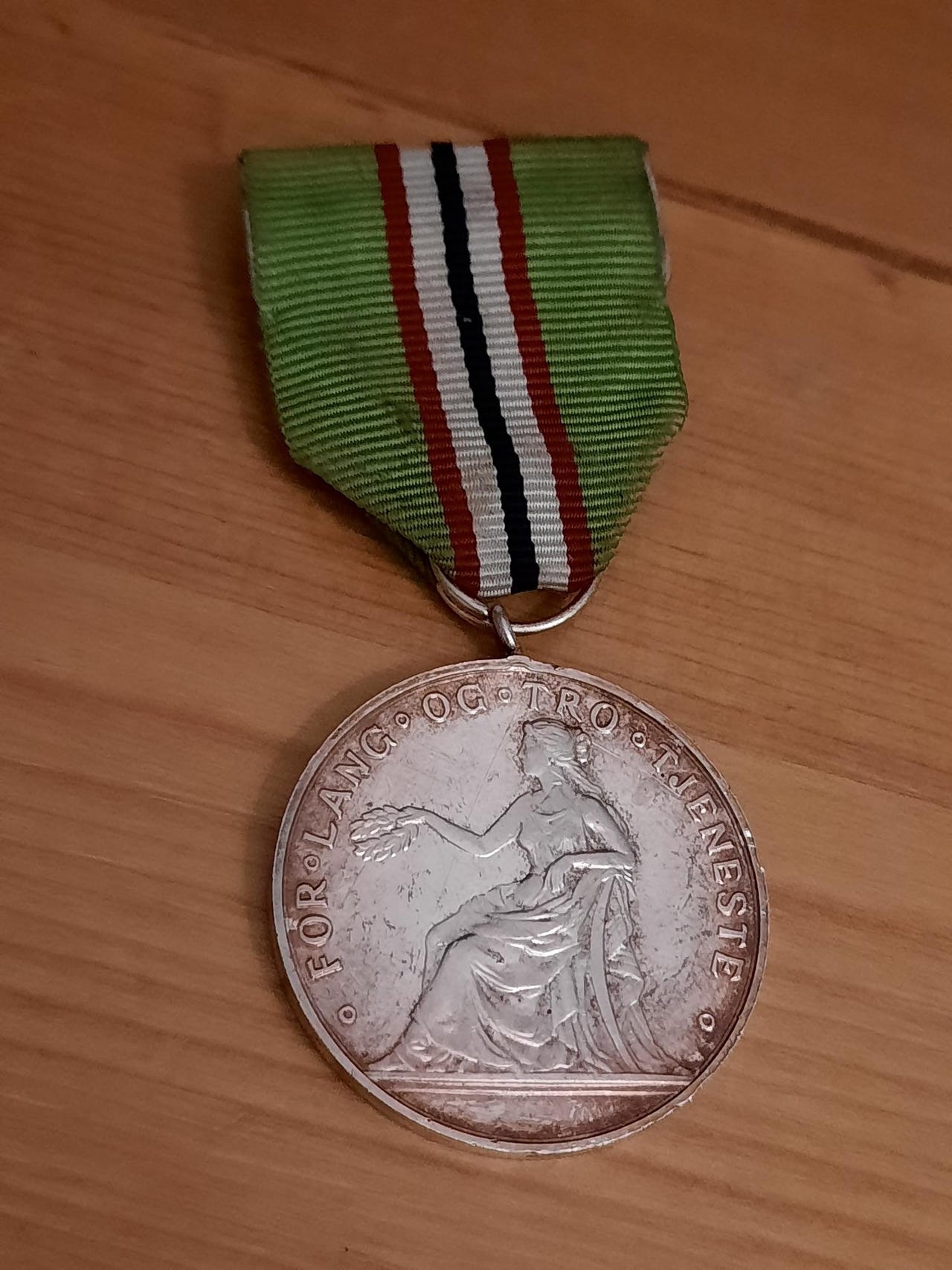 For lang og tro tjeneste - Fra det kongelige selskap for Norges vel ...