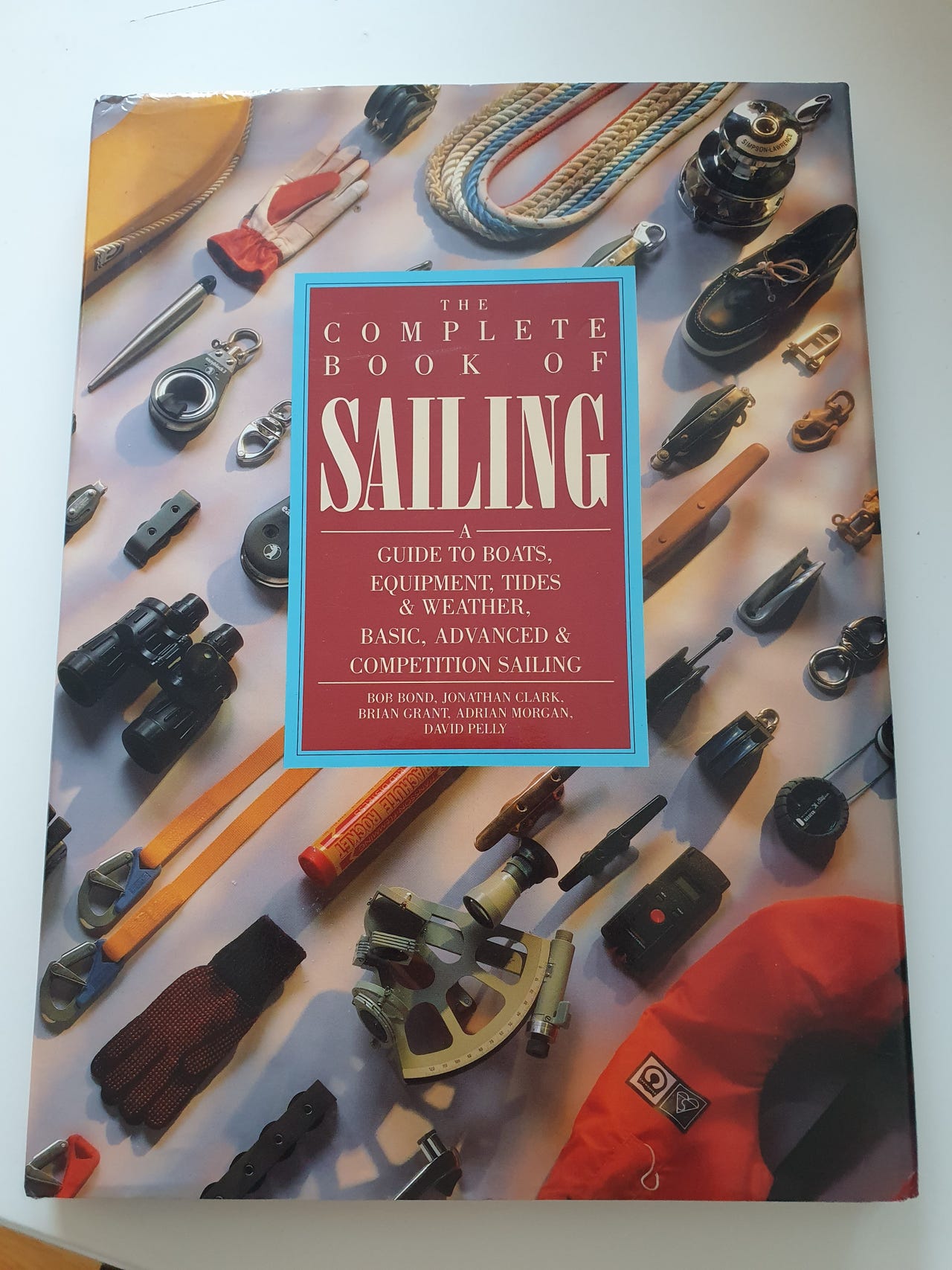 Res. The Complete Book of Sailing. Bob Bond, Jonathan Clark m.fl | FINN ...