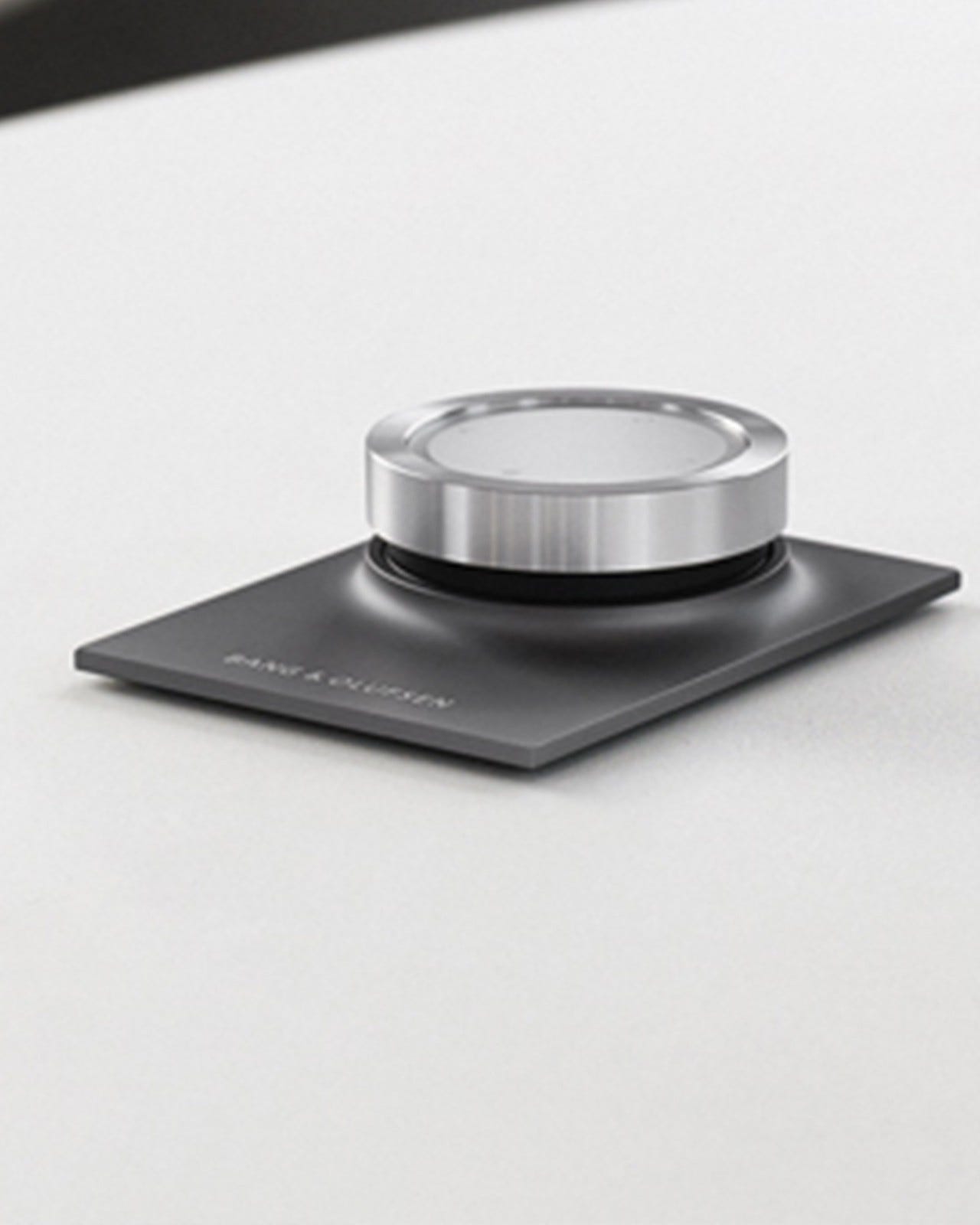Bang & Olufsen Beosound Essence Remote | FINN torget