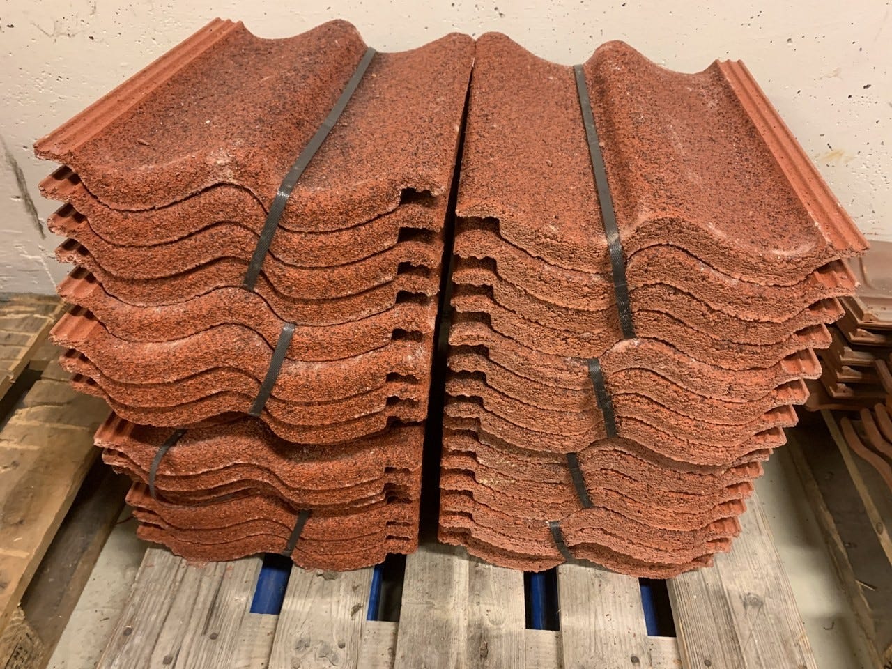 Takstein Zanda Arktis normalstein-Ru overflate | FINN torget