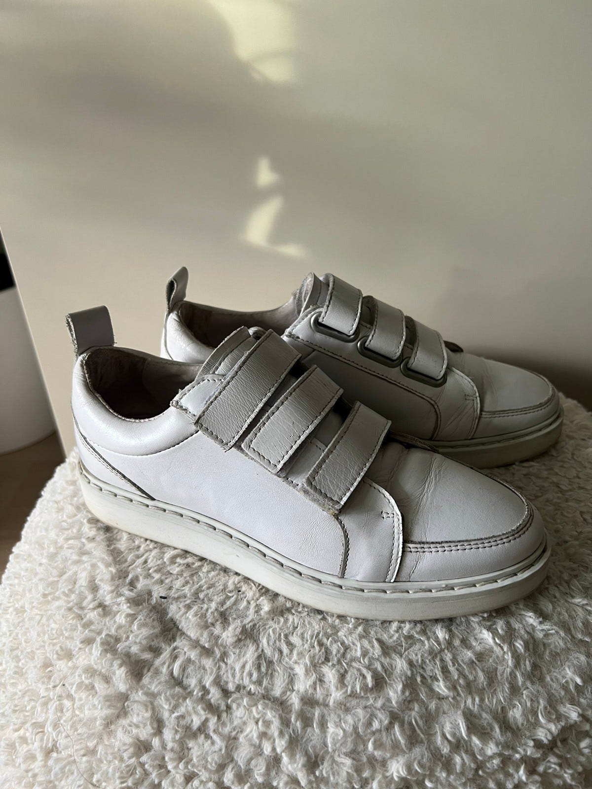 Skinn sko selges | FINN-torget