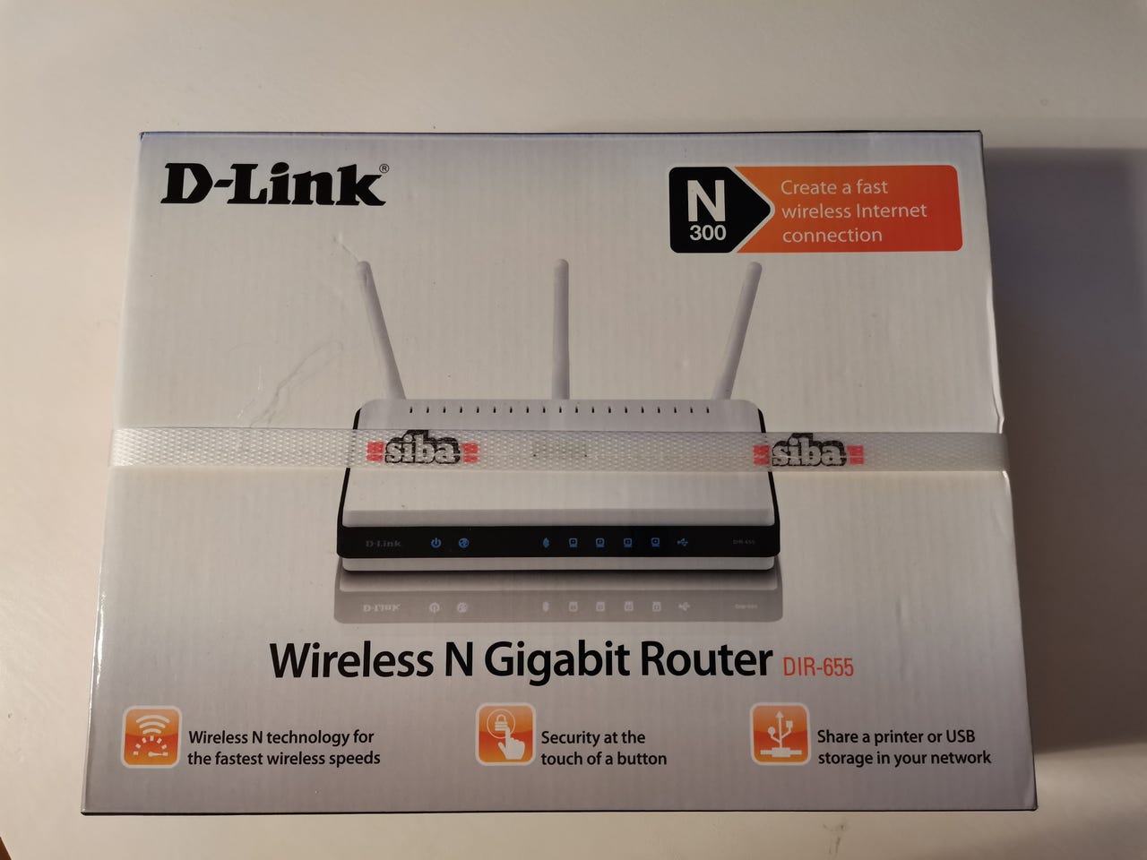 Uåpnet D-Link DIR-655 Wireless N 300 Gigabit Router | FINN torget