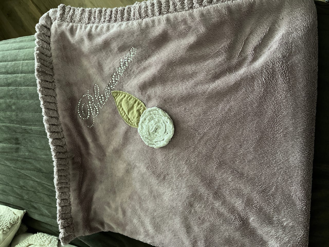 barn tepper 50kr veldig finn brukt. Før pris 700kr | FINN torget