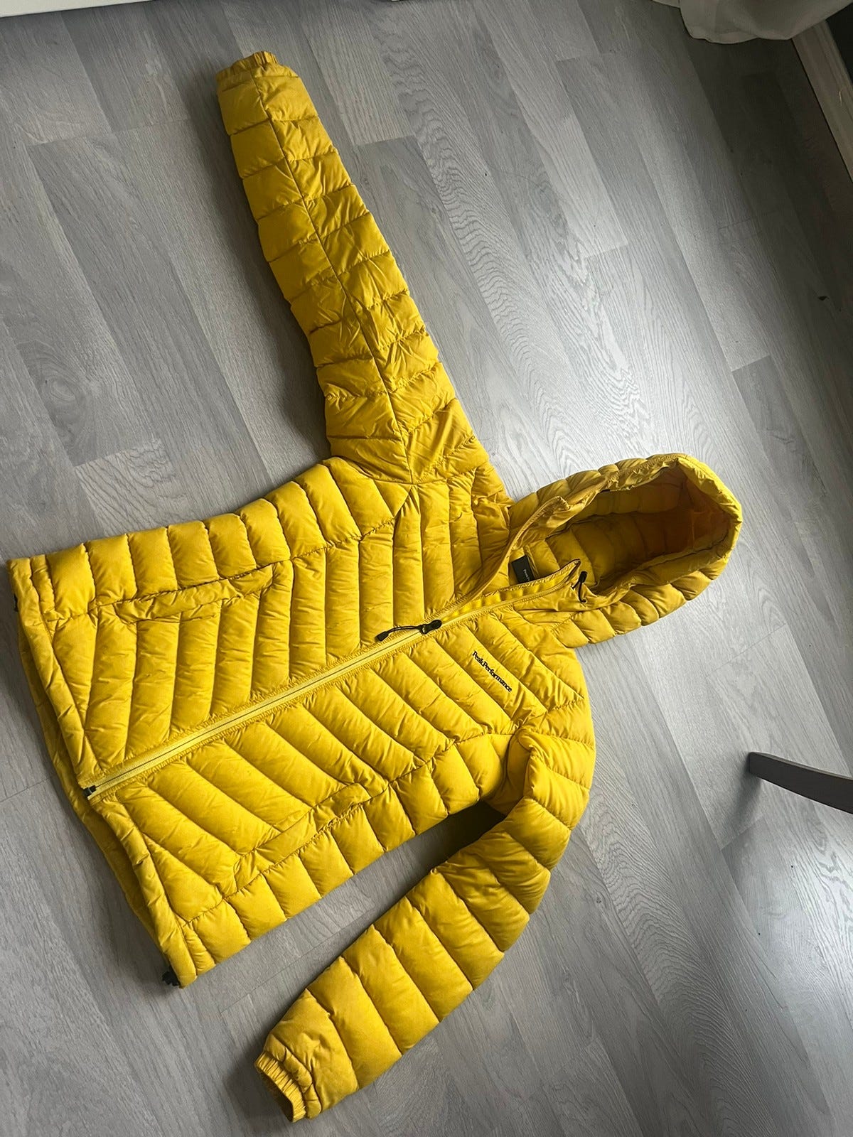 Peak Performance boblejakke | FINN torget