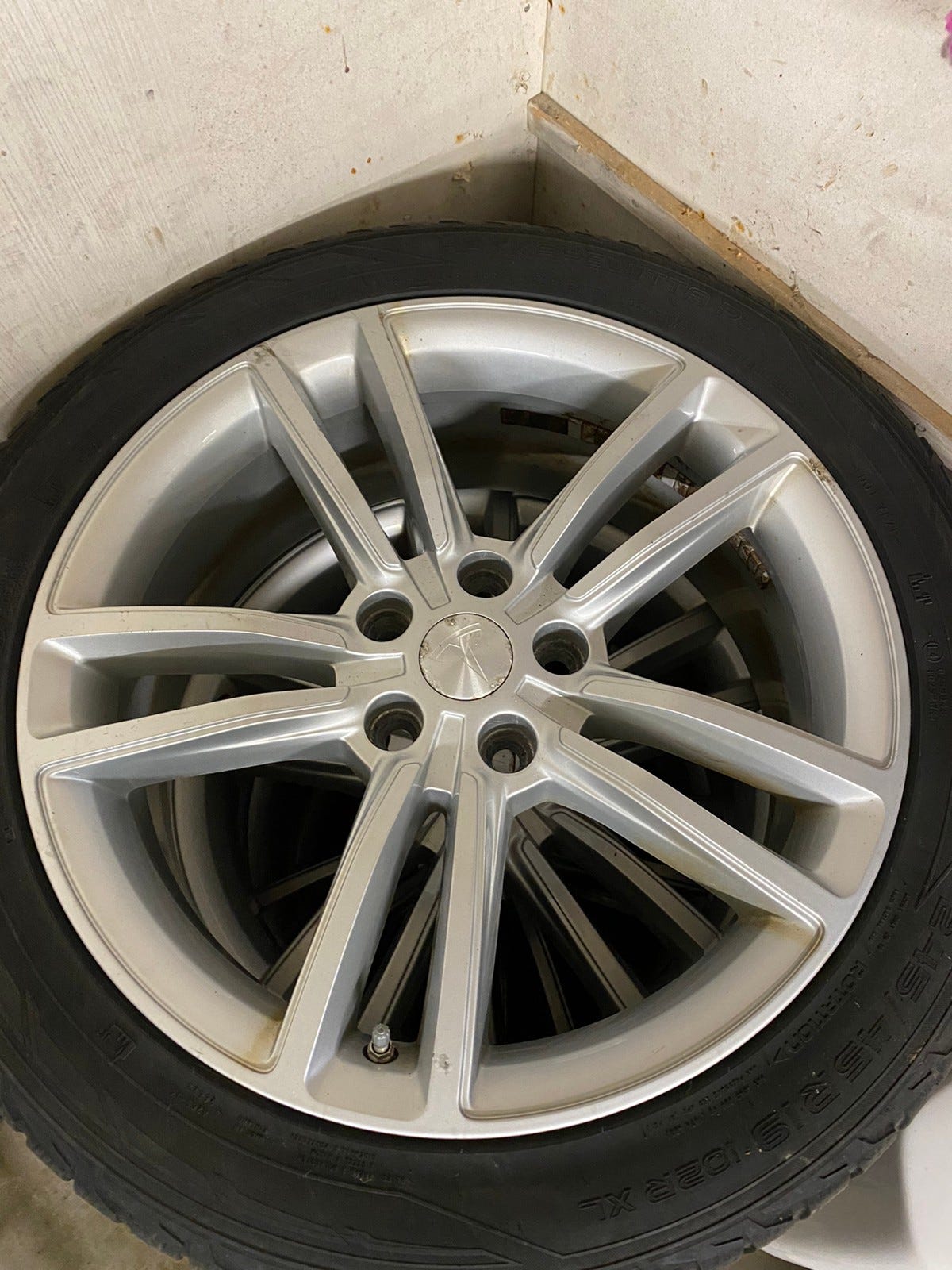 Originale Tesla felger til Model S 19’ | FINN torget