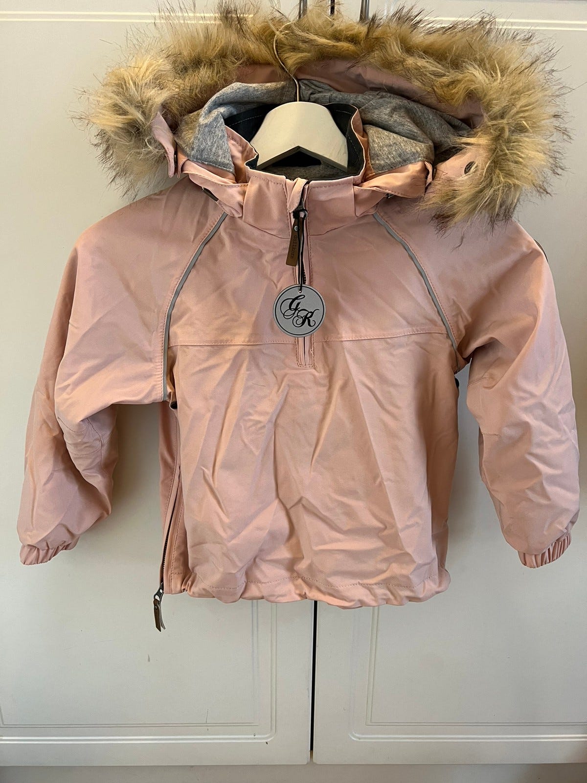 Diverse klær fra gullkorn design str 104 | FINN-torget