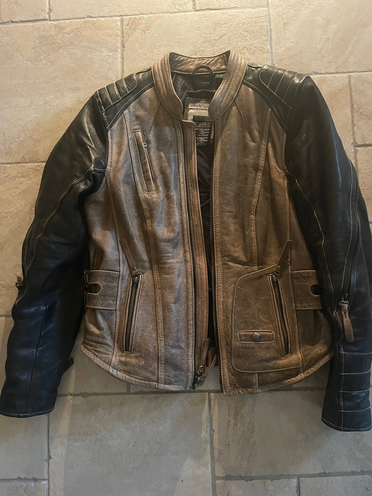 Harley Davidson skinnjakke. Dame str S | FINN-torget