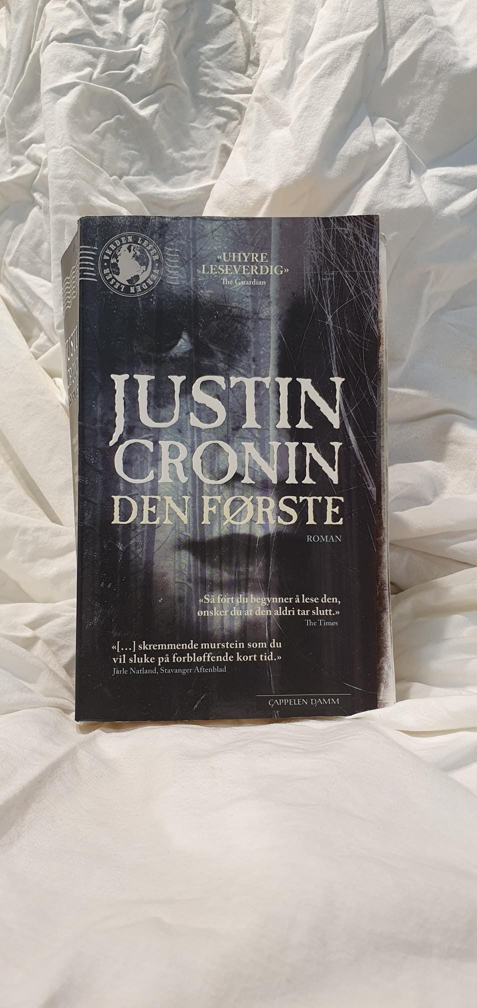 Den første - Justin Cronin | FINN torget