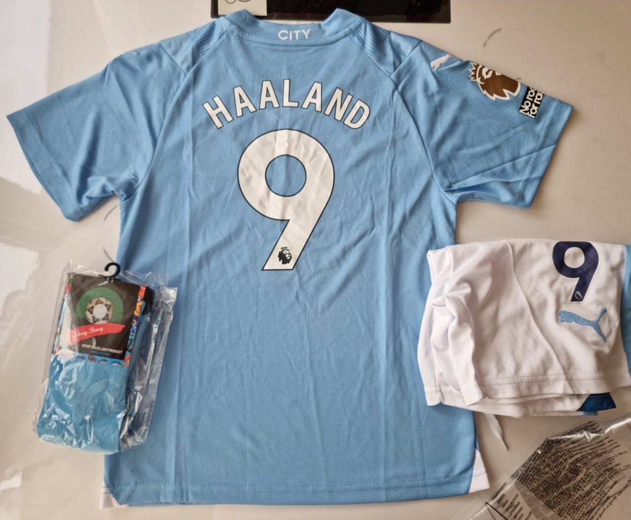 Ny Manchester City barn fotballdrakt(HAALAND) | FINN torget