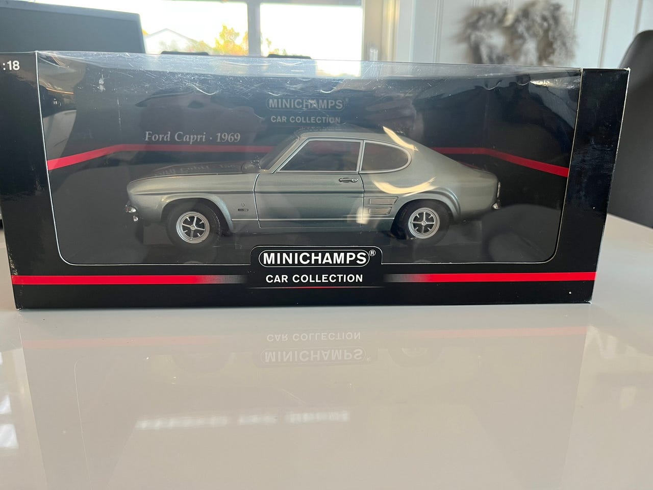 Super Flott Modell/Samleobjekt/Minichamps/Ford Capri 1969 scala 1:18 ...