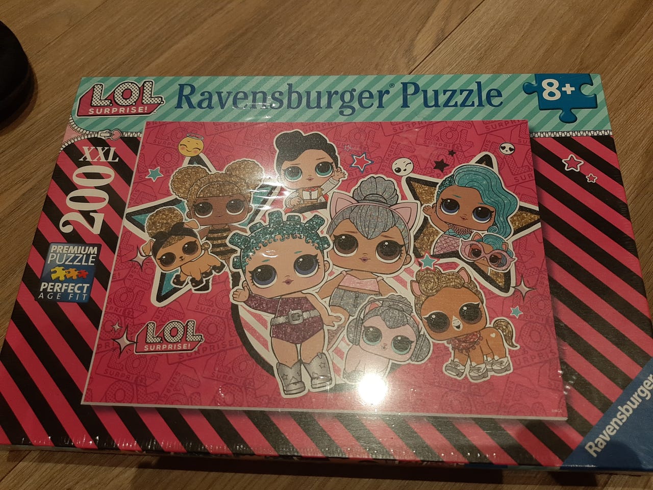 Selger NY LOL puzzle (plus fargebok) | FINN-torget