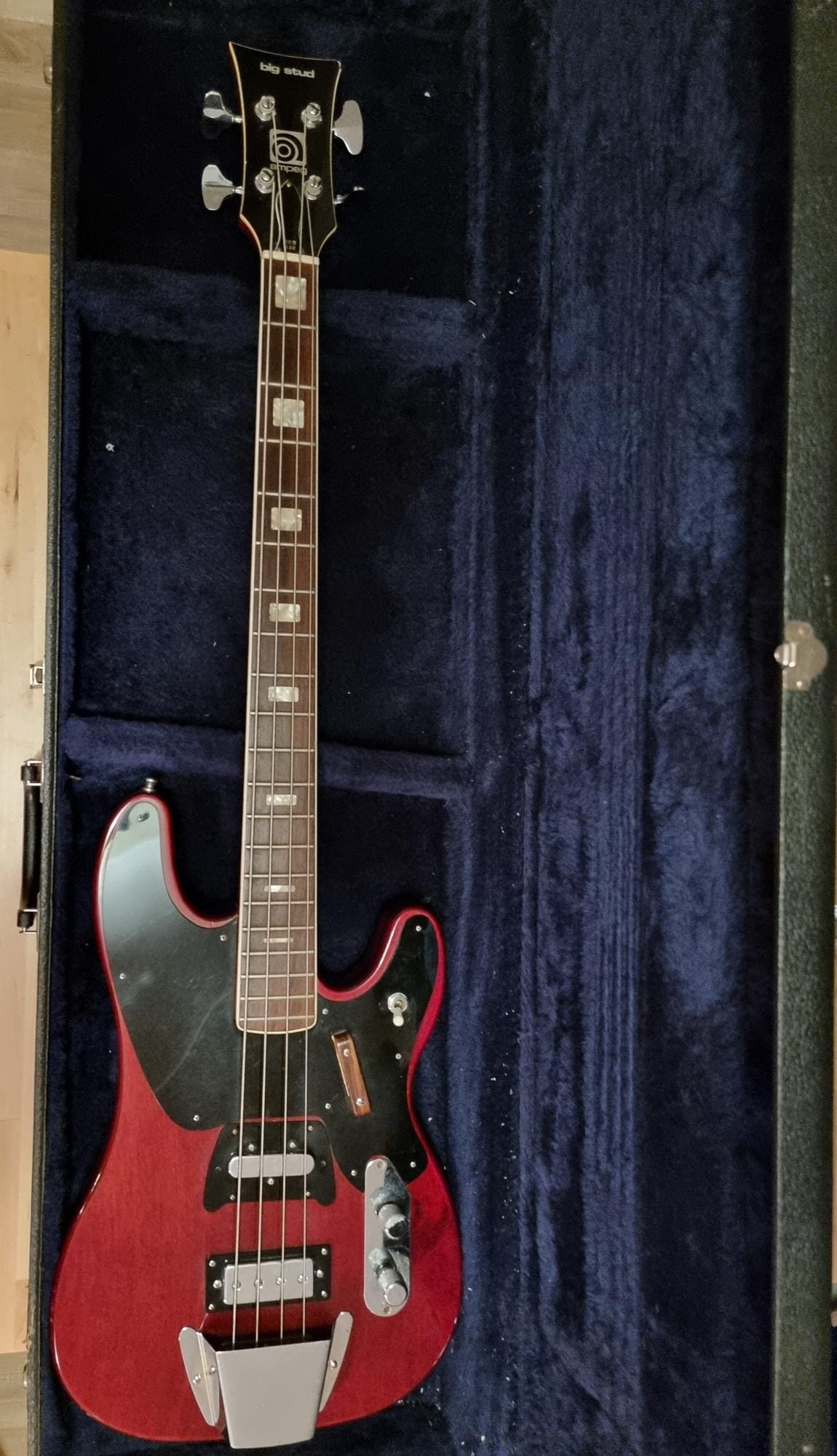 Vintage Ampeg GEB 750 Big Stud bass | FINN torget