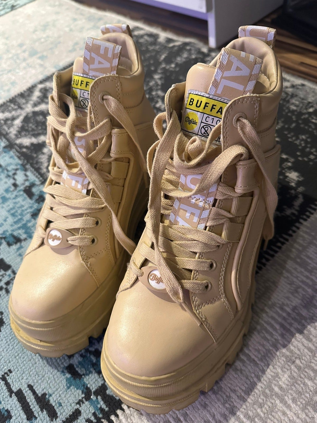 Buffalo sko | FINN-torget