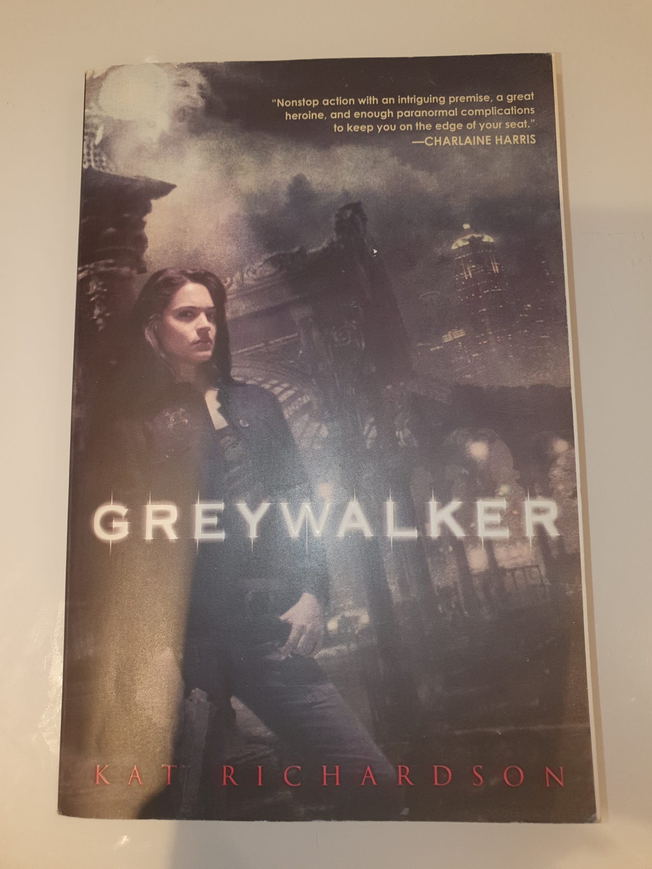 Greywalker. Kat Richardson | FINN torget