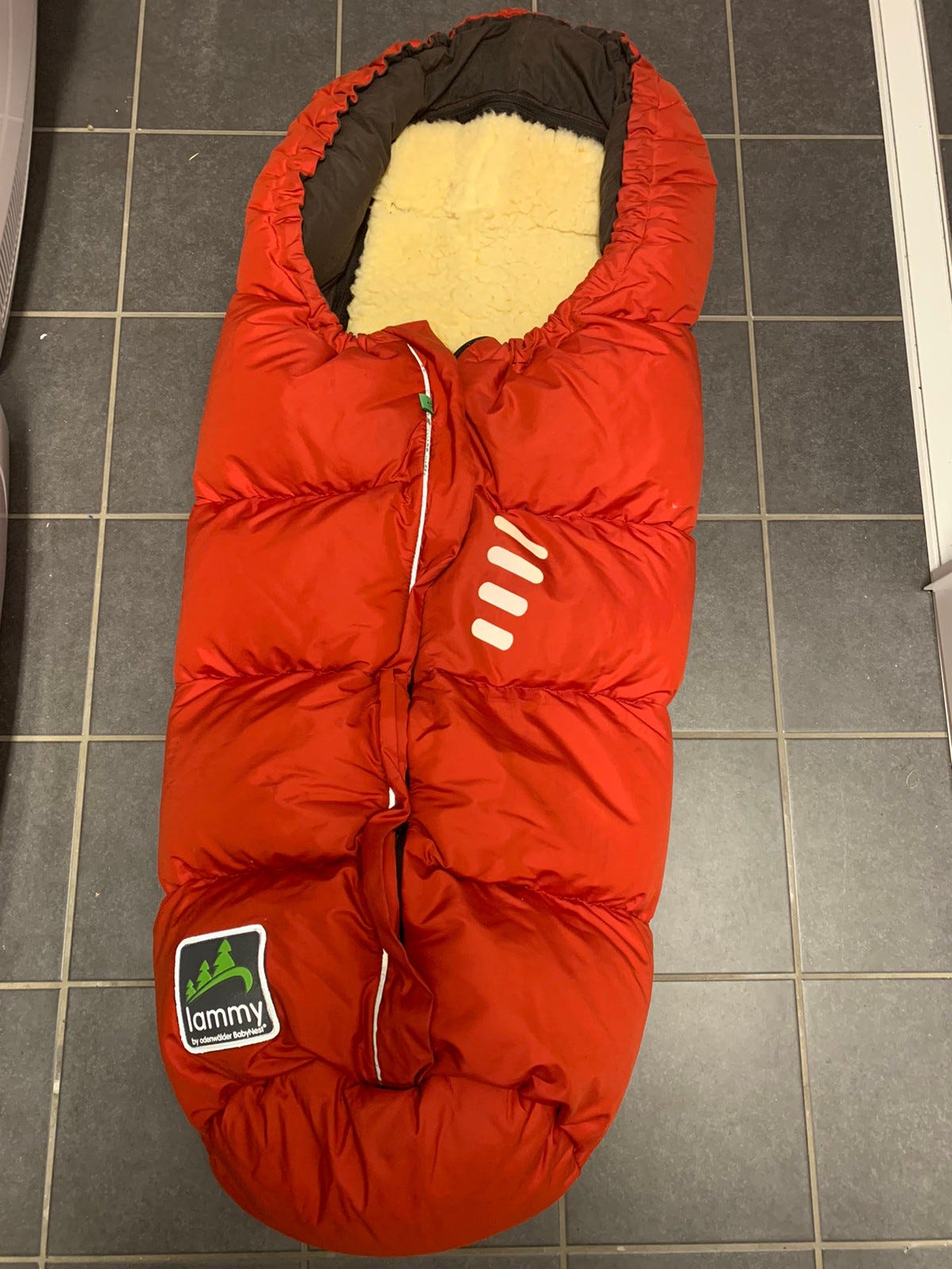 Lammy vognpose med saueskinn og dunpose | FINN torget