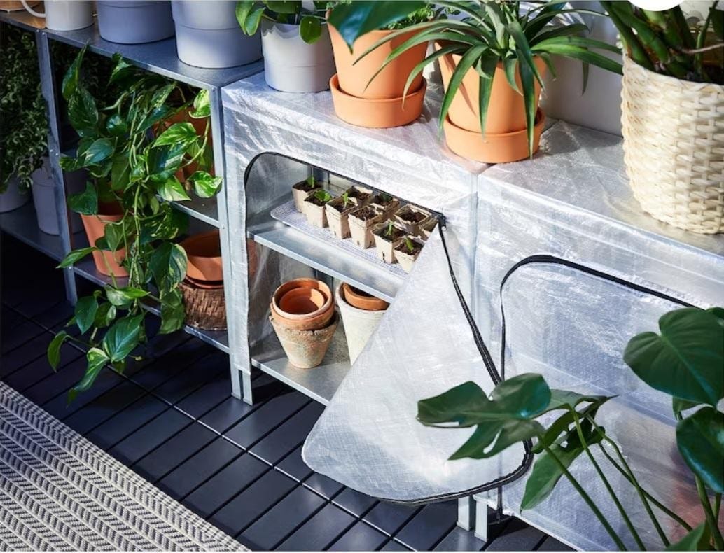 3 hyllis ute/ inne hyller med trekk | FINN torget