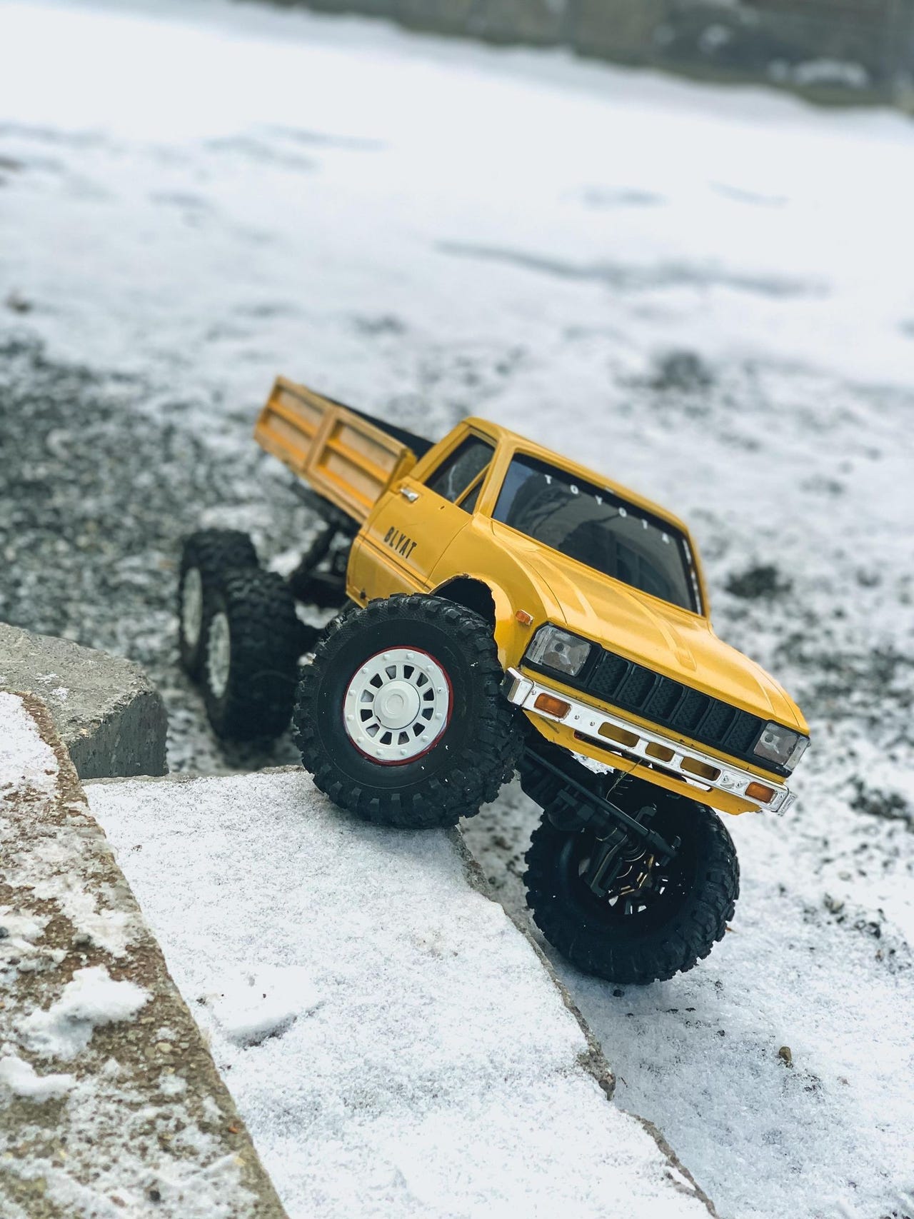 Traxxas TRX6 Toyota Hilux 6x6 | FINN torget