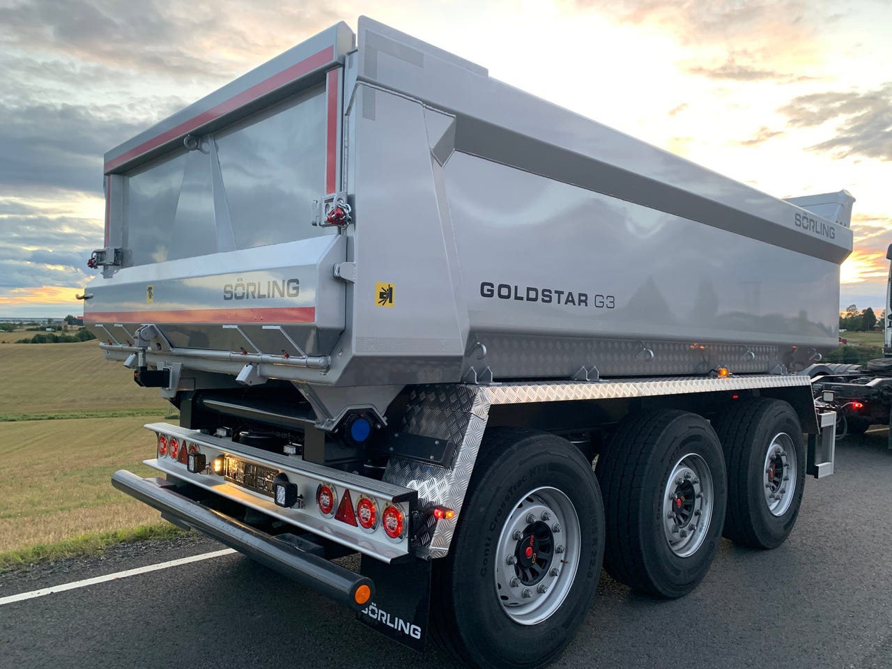 Sørling Goldstar G3 trippelkjerre - Åpent 08.00-22.00. | FINN.no