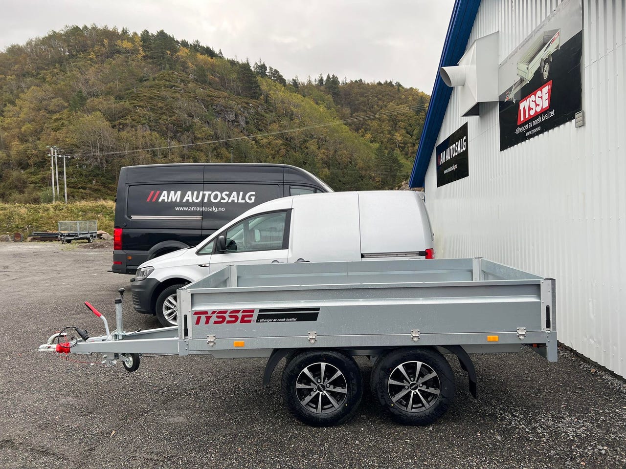 TYSSE 6301 2000KG NEDFELLBARE SIDER 250X150 LEDLYS ALUFELG | FINN torget