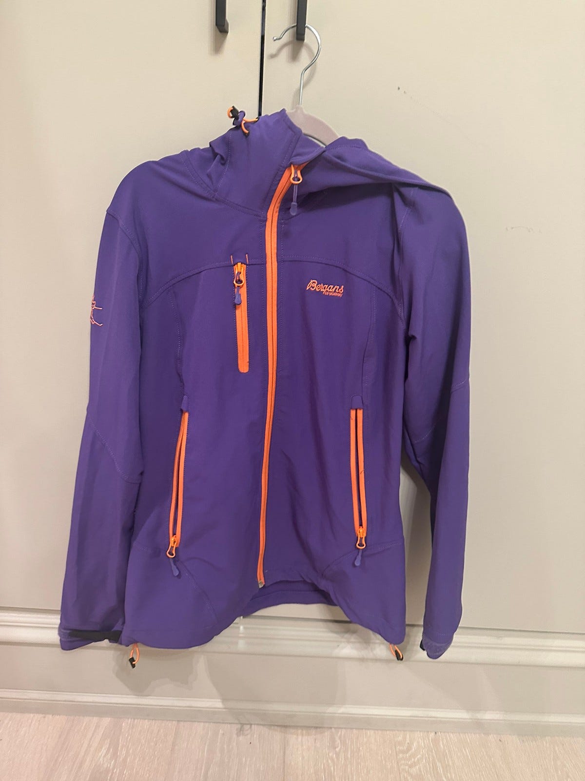 Bergans softshell jakke | FINN torget