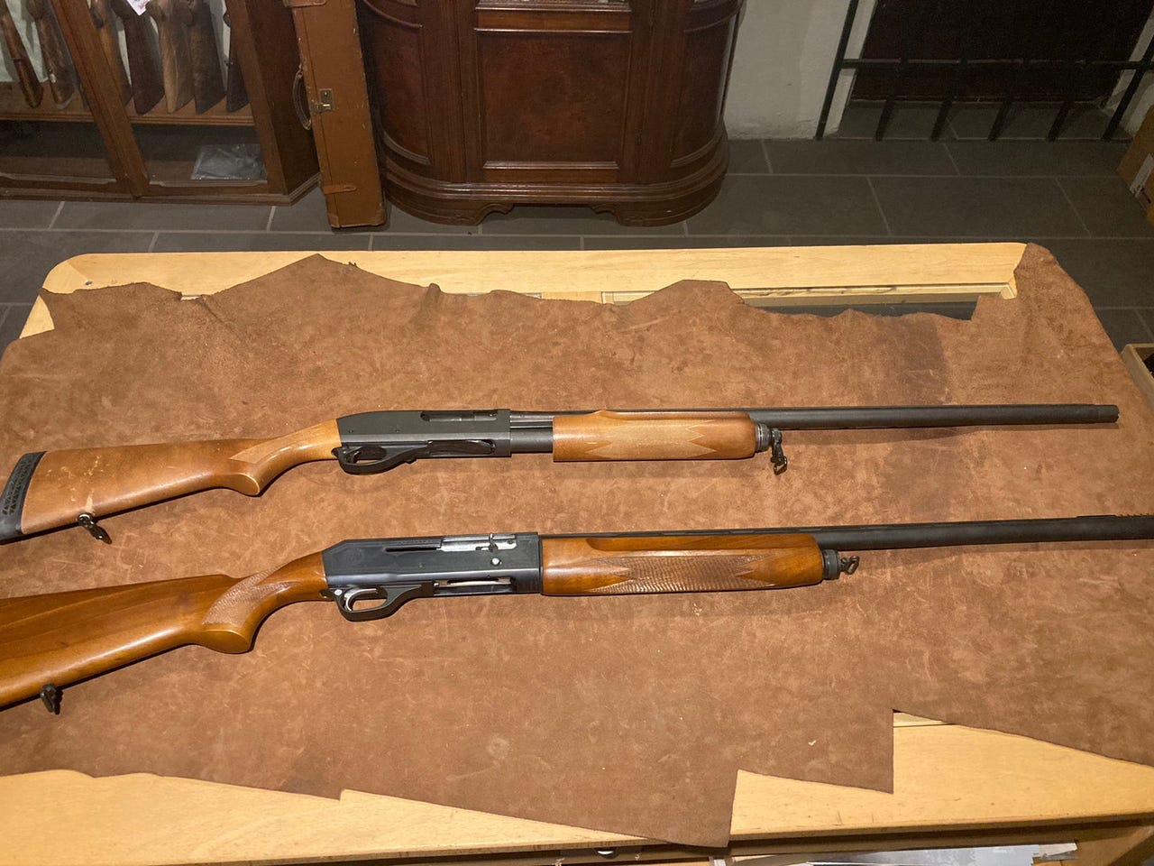 Remington 870 og Huglu 1/2 auto hagle | FINN-torget