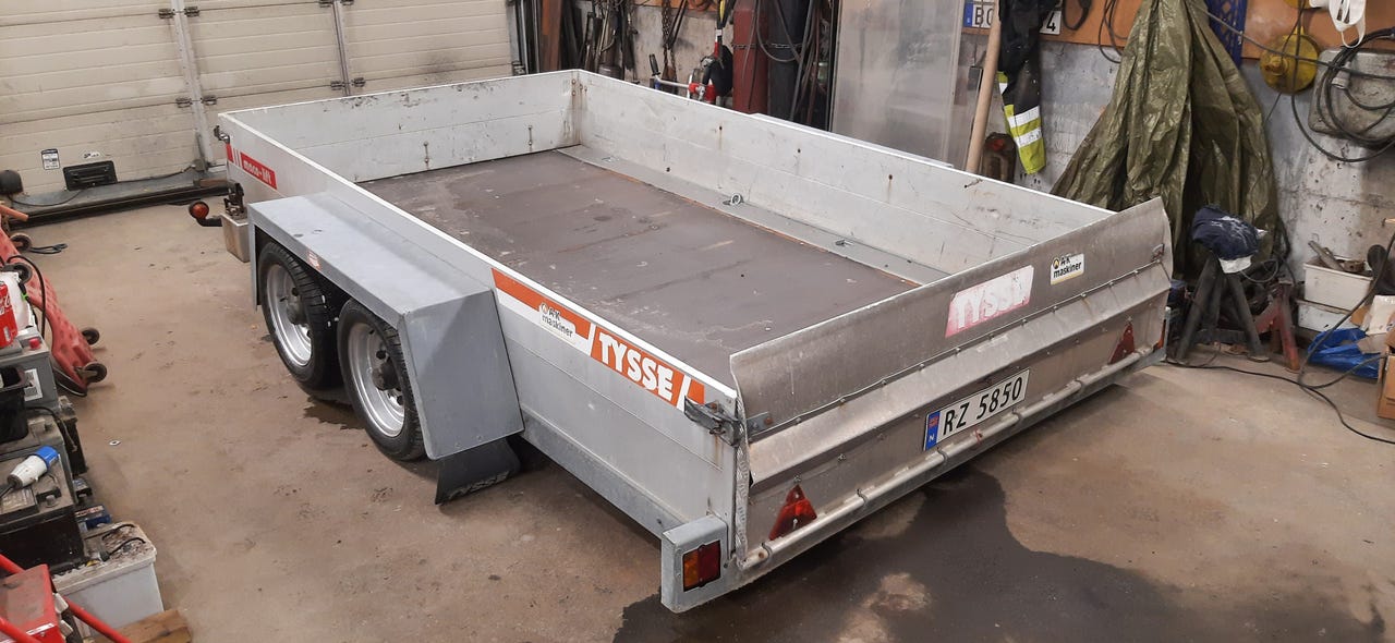 Tysse Mako lift hev senk maskintilhenger 3500kg, 2900kg nyttelast ...