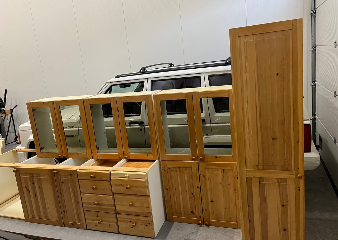 Kjøkkeninnredning m/heltre furu fronter | FINN torget