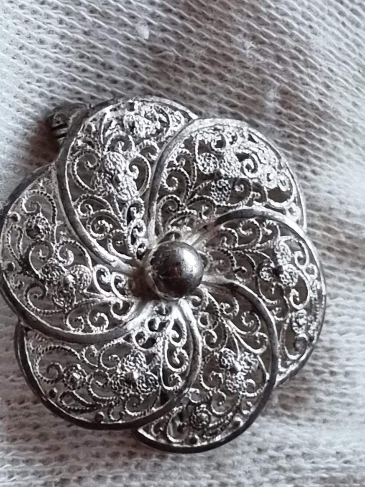 Eldre brosje / nål i sølv | FINN-torget