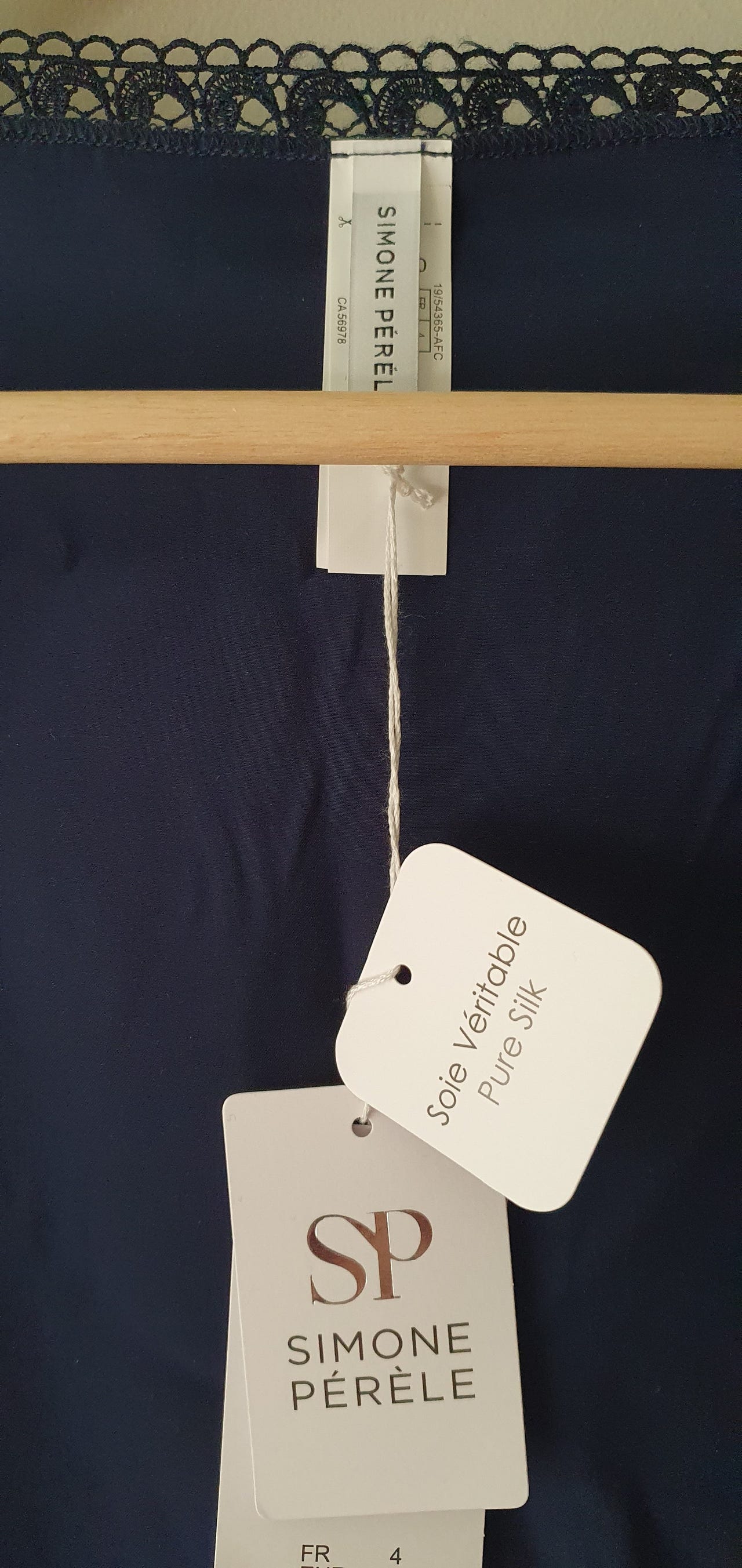 Simone Pérèle Morgen kåpe 100% silke | FINN-torget